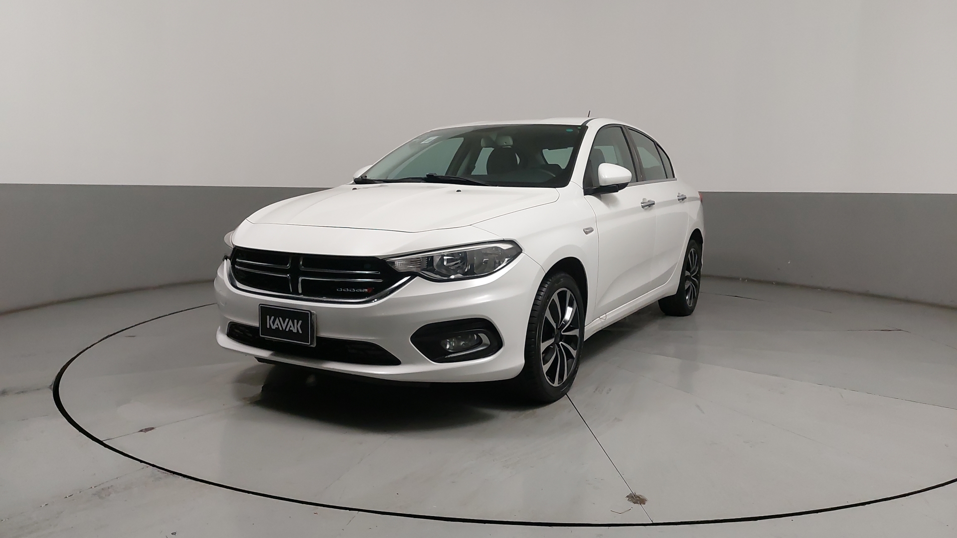 Autos Dodge Neon 1.6 SXT + AT Sedan 2017 usados | KAVAK México