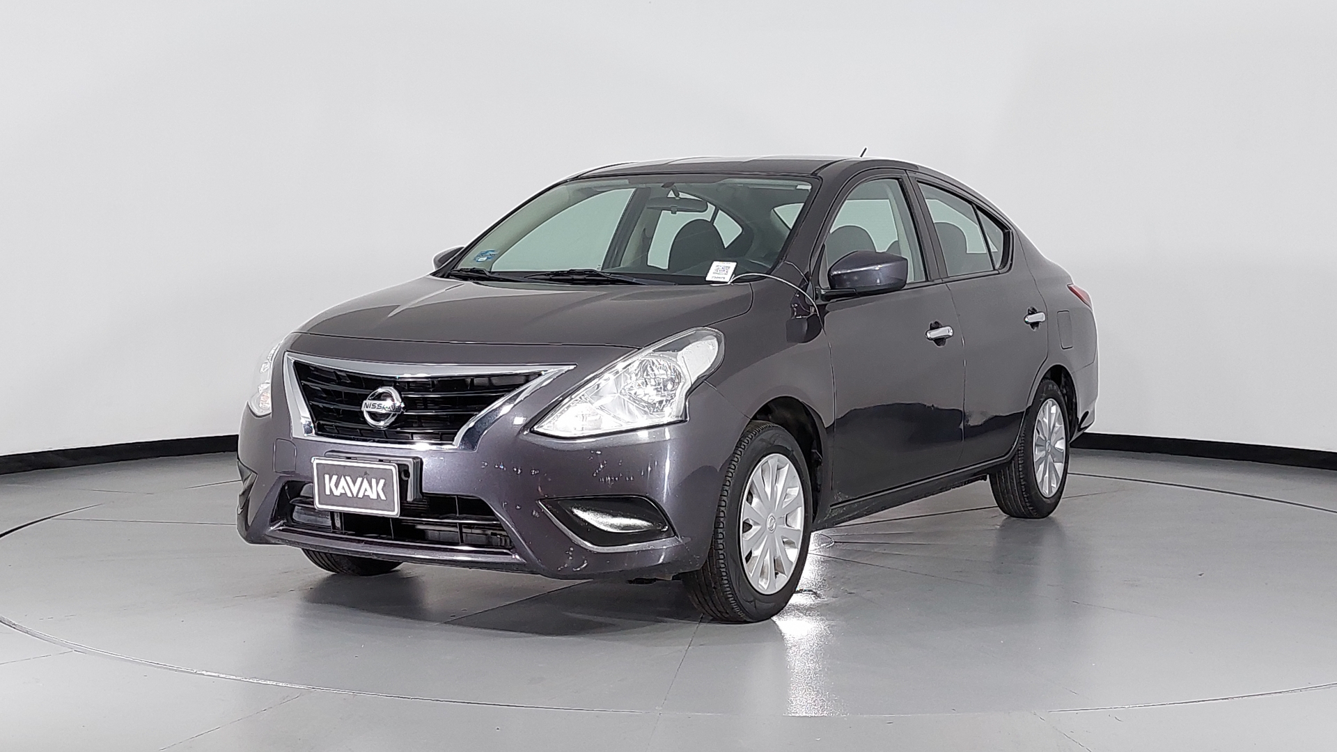 Autos Nissan Versa 1.6 SENSE TM AC Sedan 2016 usados | KAVAK México