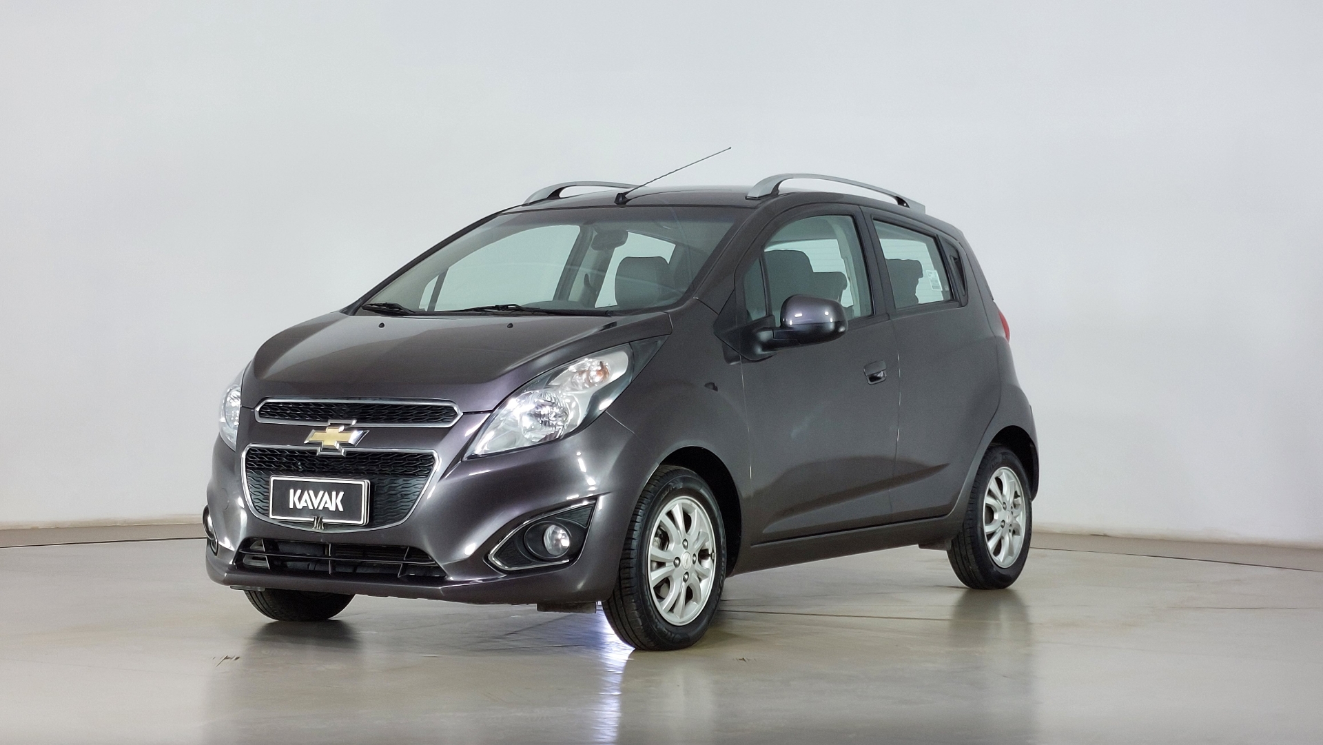 Autos Chevrolet Spark Gt 1.2 LT MT HB Hatchback 2014 usados | KAVAK Chile