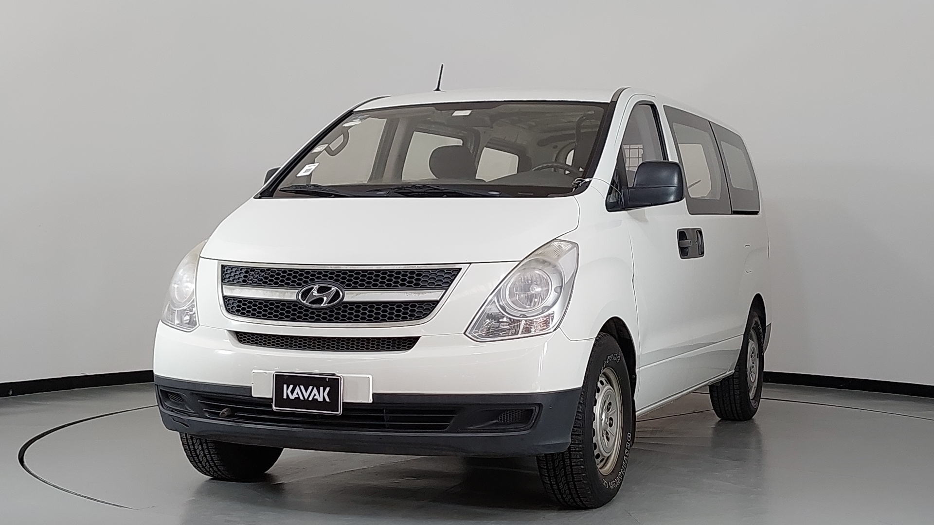 Autos Dodge H100 2.4 VAN GASOLINE MT Van 2012 usados | KAVAK México