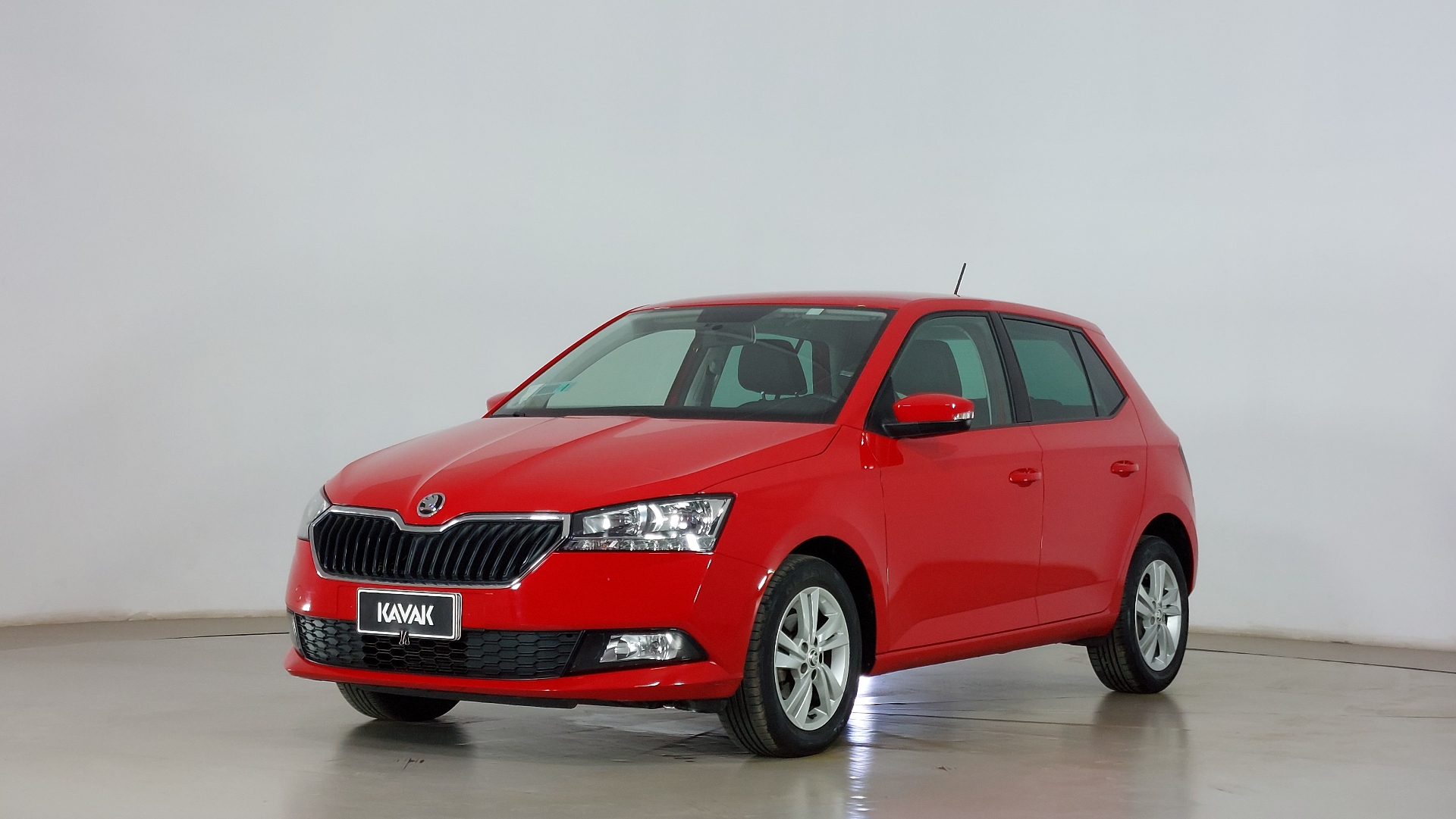 Autos Skoda Fabia 1.0 ACTIVE MSI MT Hatchback 2020 usados | KAVAK Chile