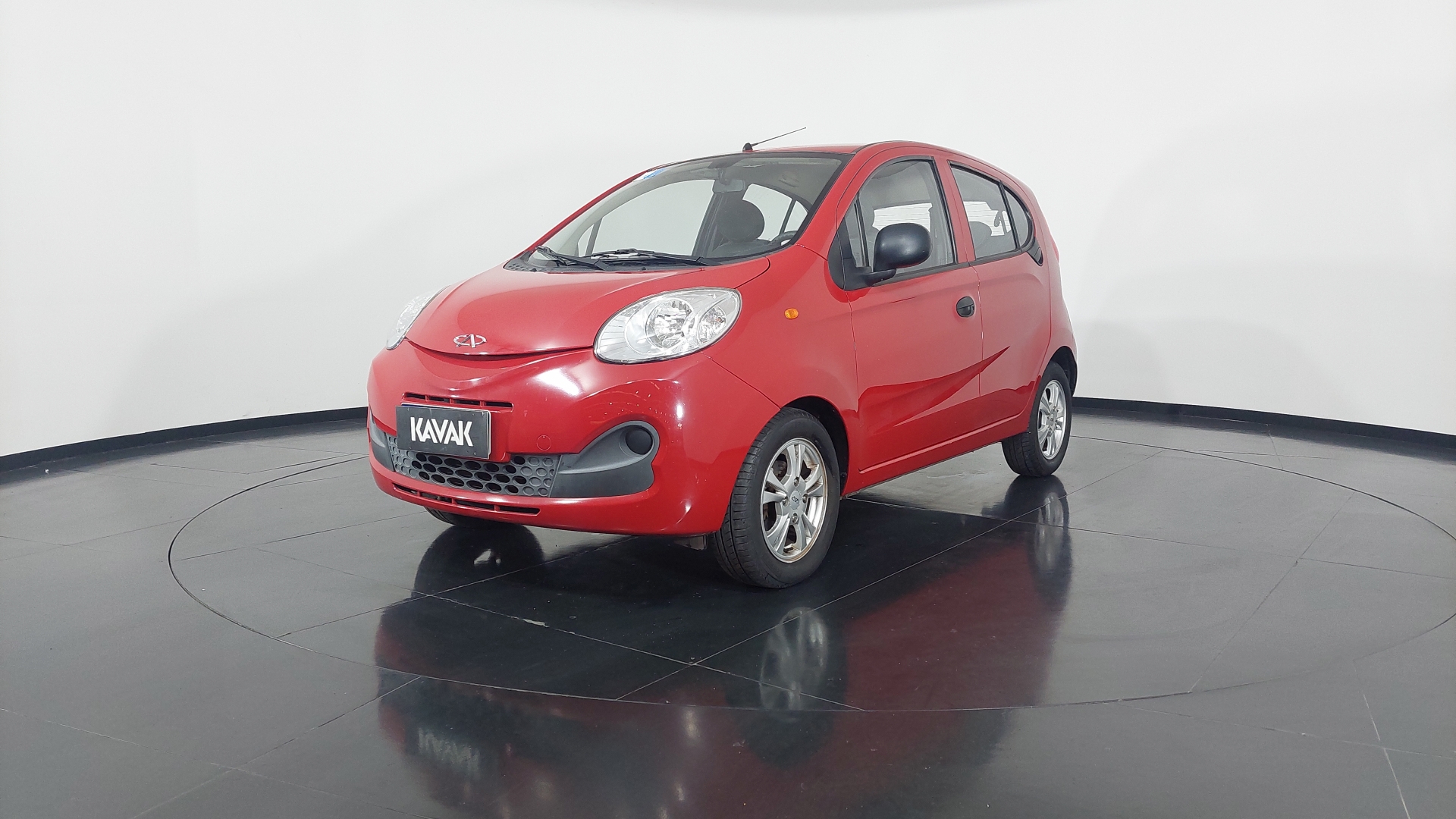Carros Chery Qq MPFI LOOK Hatchback 2018 usados | KAVAK Brasil