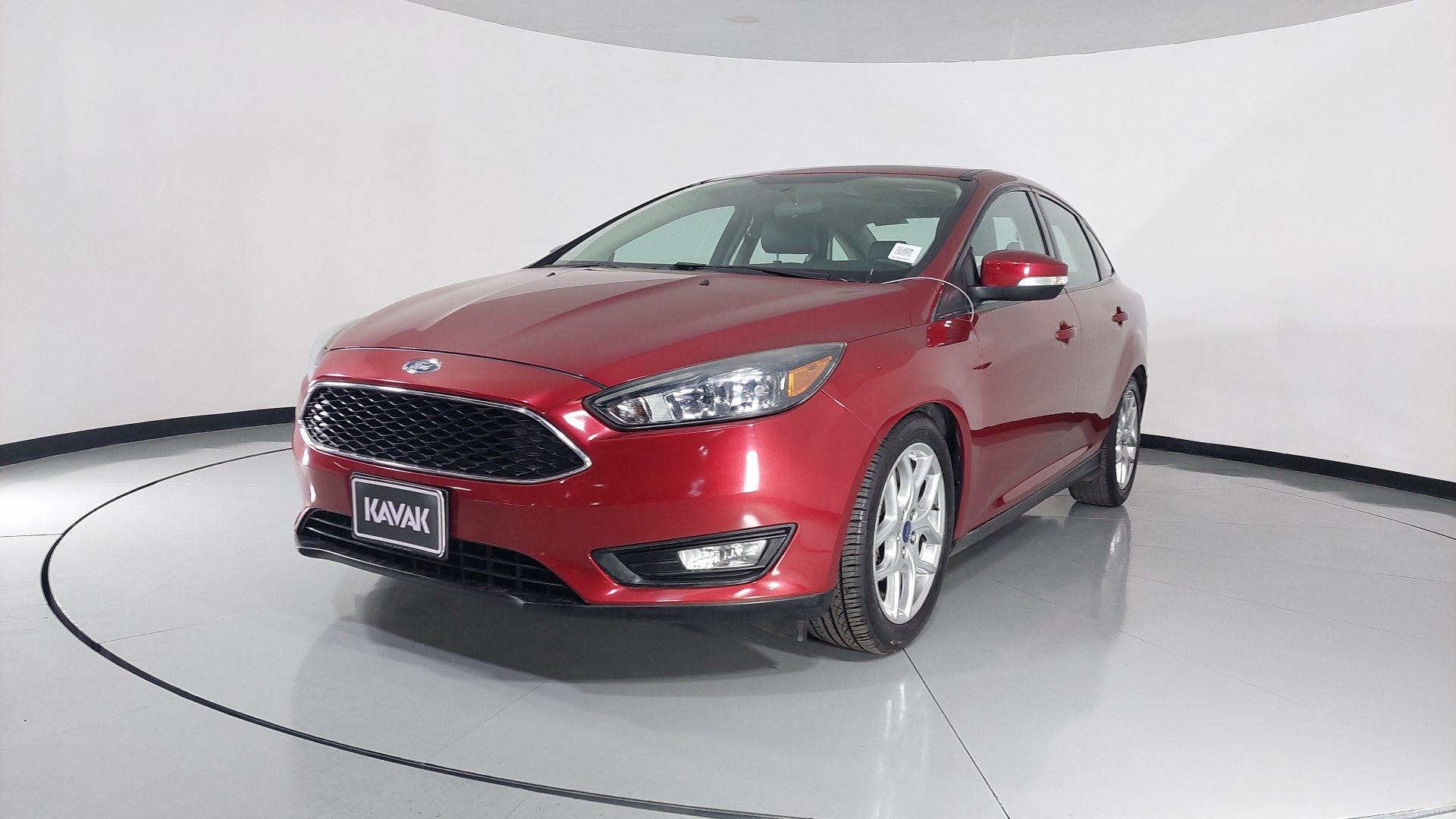 Autos Ford Focus 2.0 SE LUXURY AT Sedan 2016 usados | KAVAK México