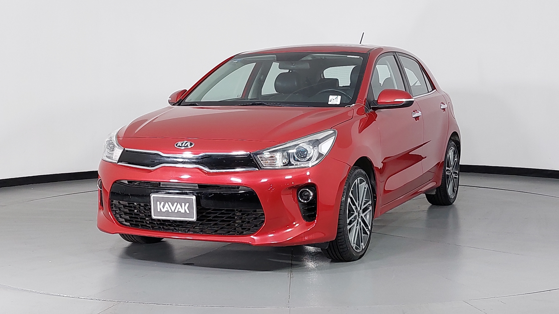 Autos Kia Rio 1.6 EX PACK AUTO Hatchback 2019 usados | KAVAK México