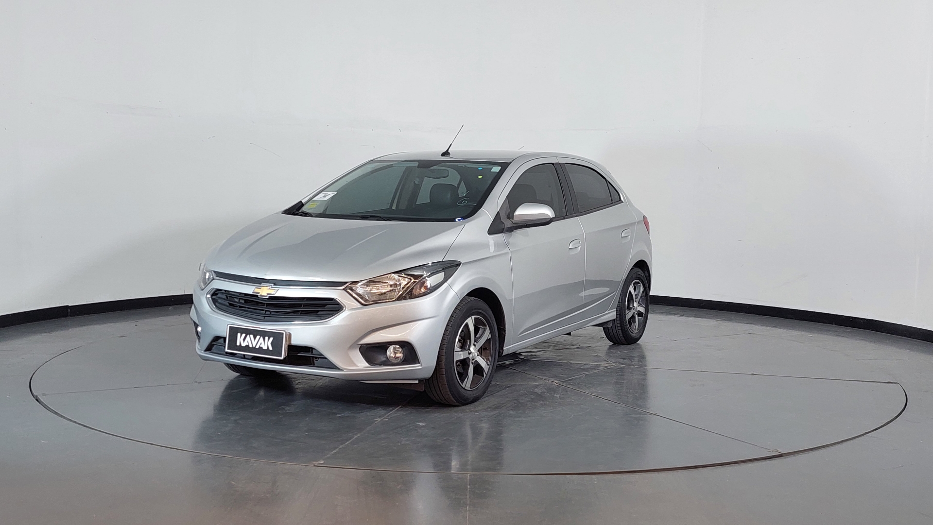 Autos Chevrolet Onix 1.4 LTZ MT Hatchback 2016 usados | KAVAK Argentina