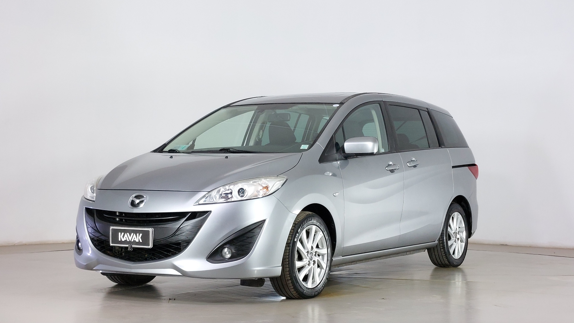 Autos Mazda 5 2.0 V 5AT Minivan 2016 usados | KAVAK Chile