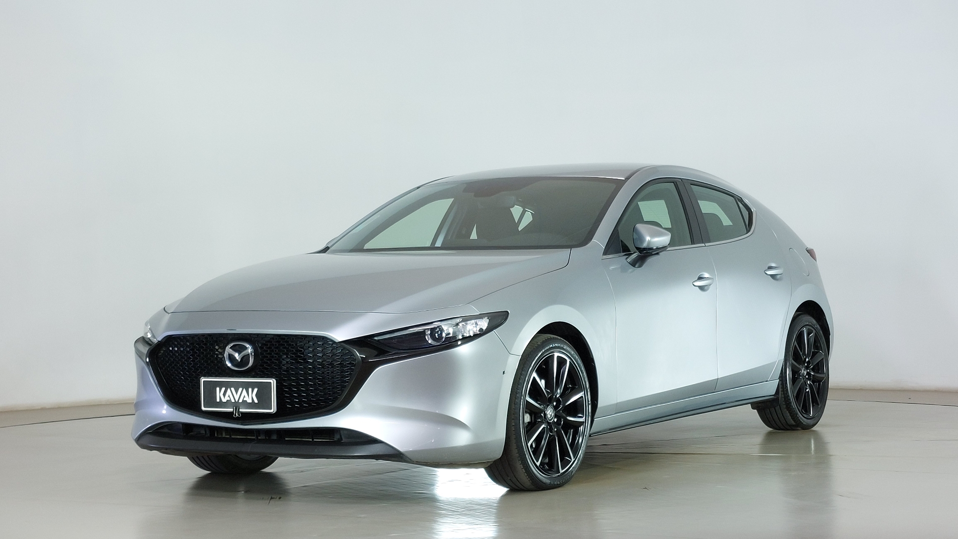 Autos Mazda 3 2.0 SPORT V MT Hatchback 2021 usados | KAVAK Chile