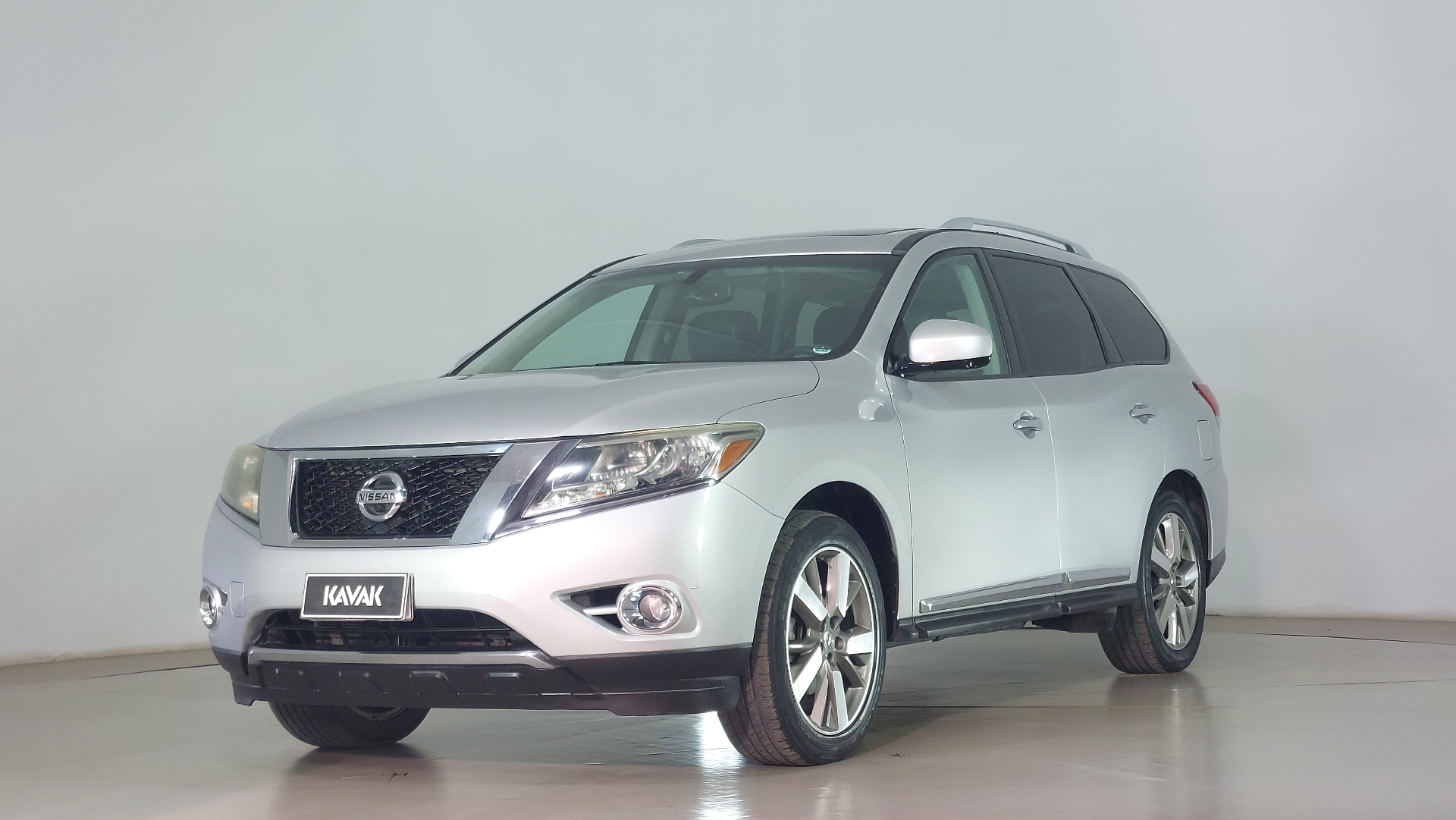 Autos Nissan Pathfinder 3.5 EXCLUSIVE 4WD CVT Suv 2015 usados | KAVAK Chile