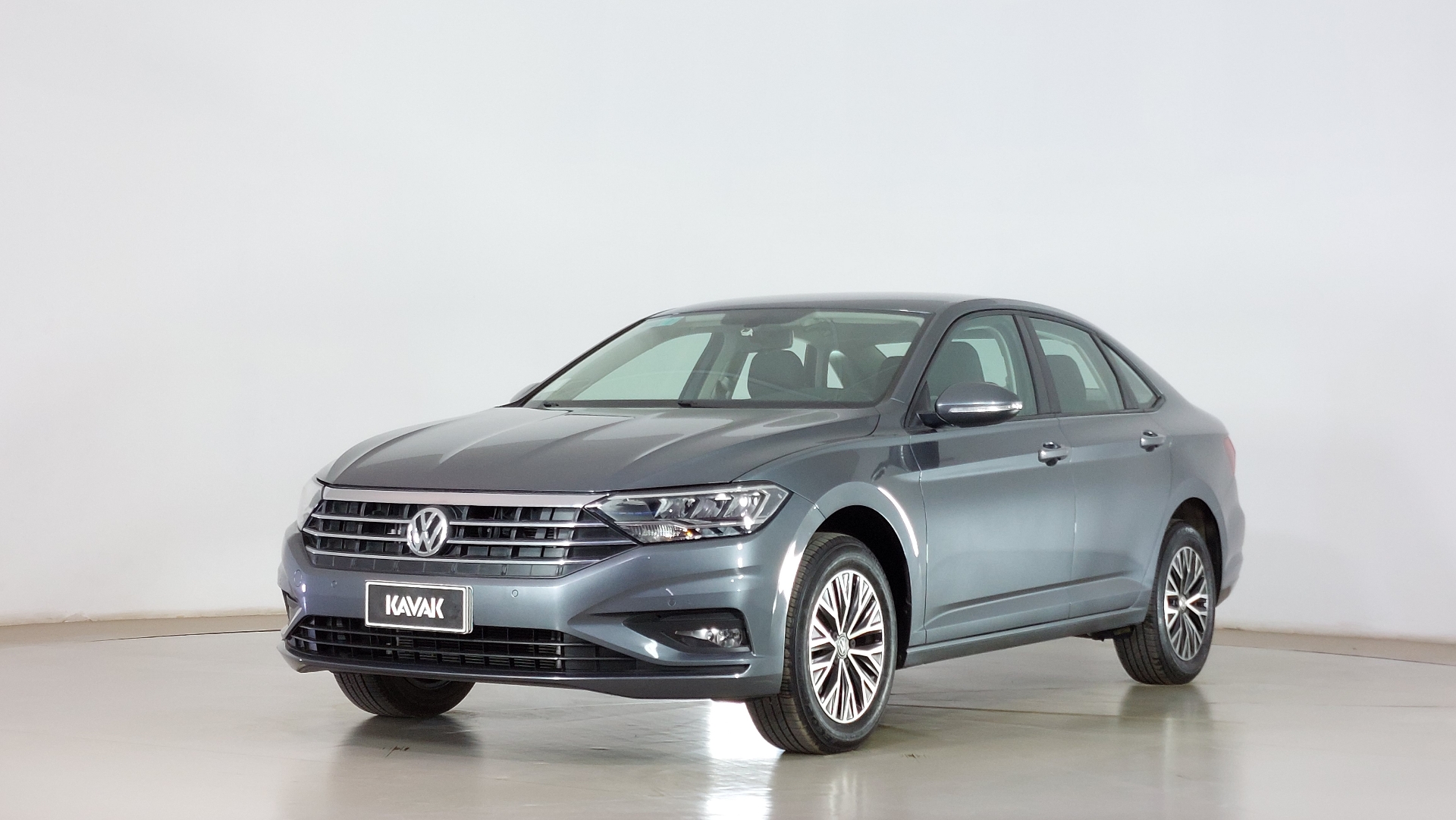 Autos Volkswagen Jetta 1.4 COMFORTLINE MT Sedan 2020 usados | KAVAK Chile