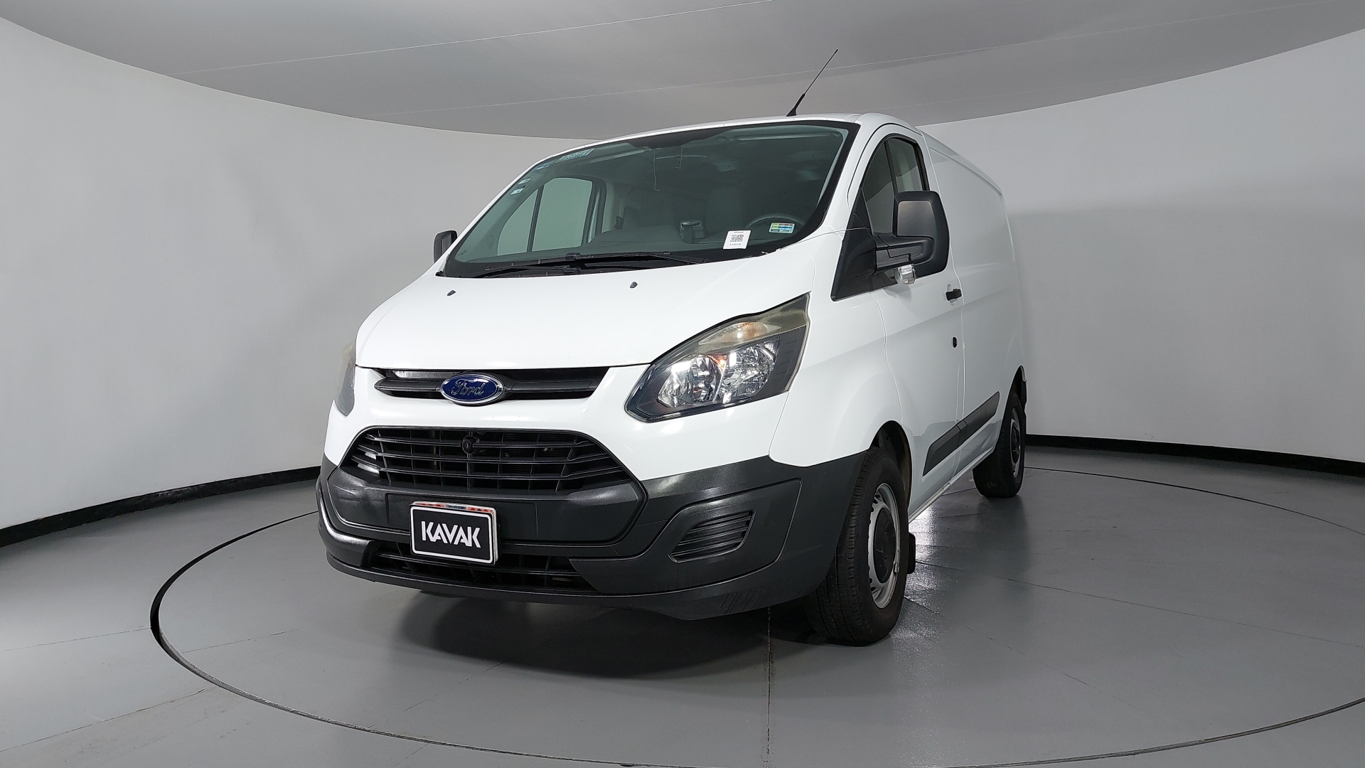 Autos Ford Transit 2.2 VAN CORTA DIESEL 6VEL Van 2016 usados | KAVAK México