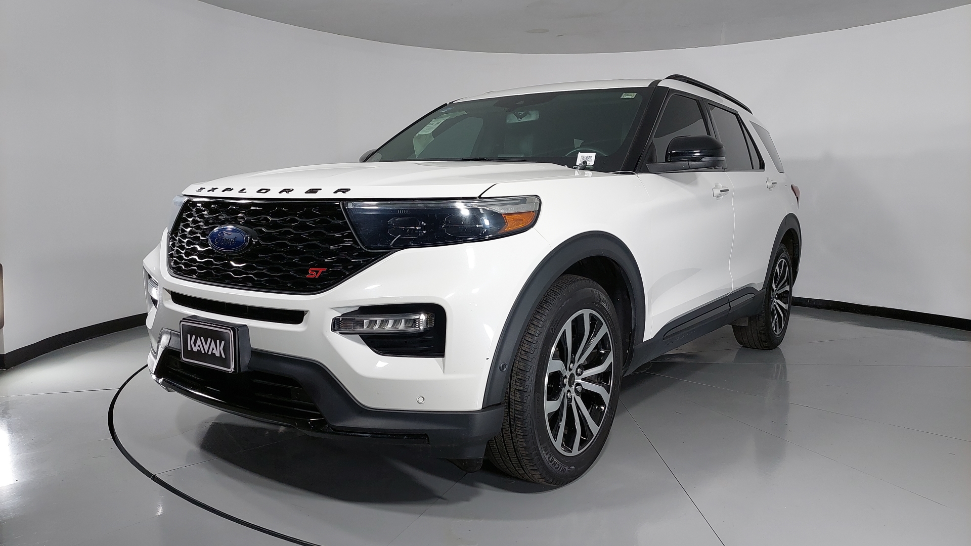 Autos Ford Explorer 3.0 ST AUTO AWD ES Suv 2023 usados | KAVAK México