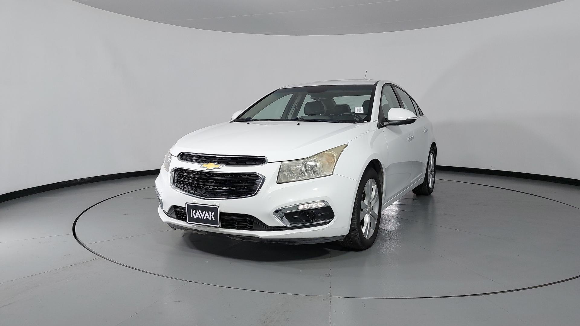 Autos Chevrolet Cruze 1.8 1LT E Sedan 2015 usados | KAVAK México