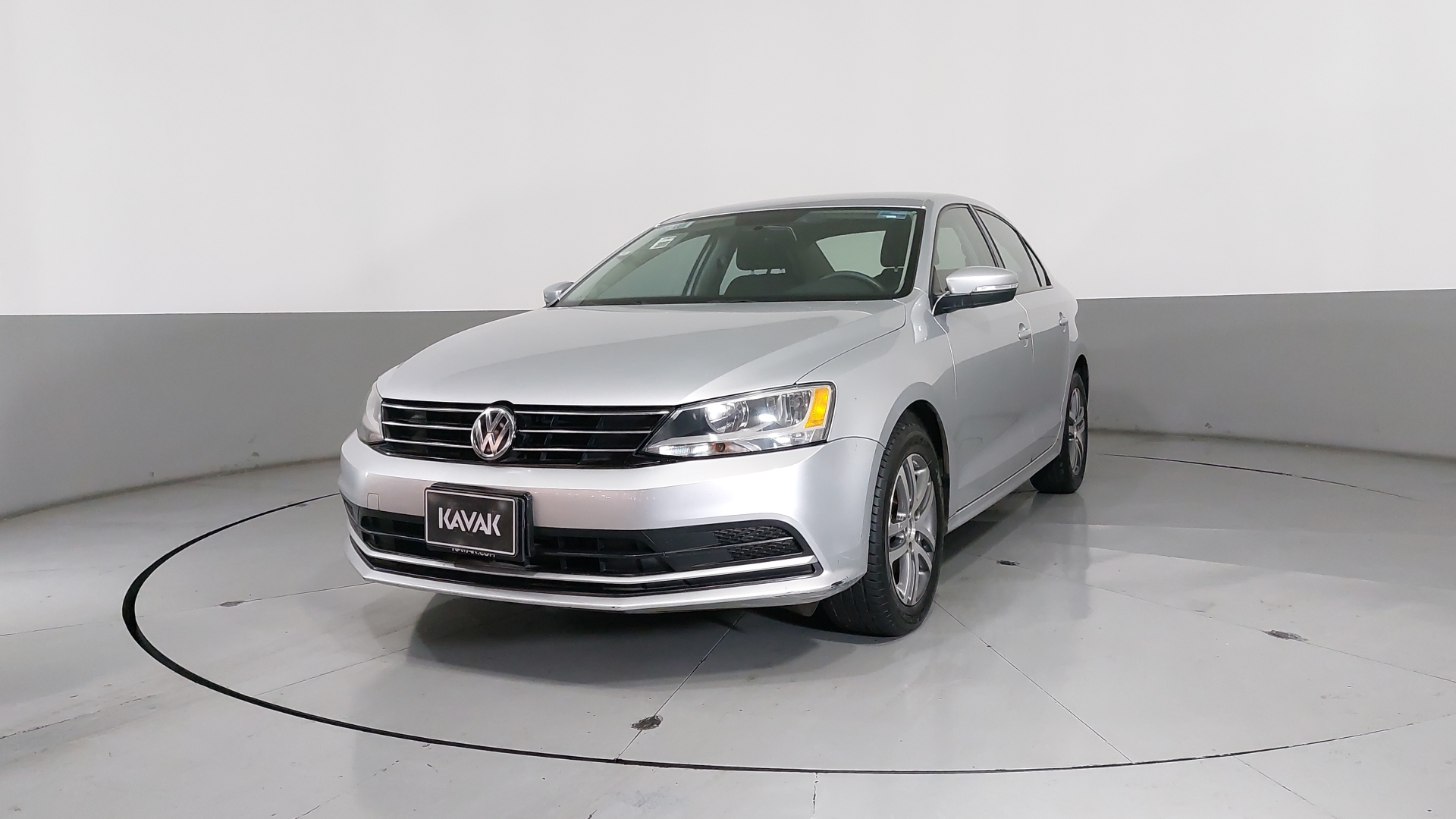 Autos Volkswagen Jetta 2.5 TRENDLINE MT Sedan 2016 usados | KAVAK México