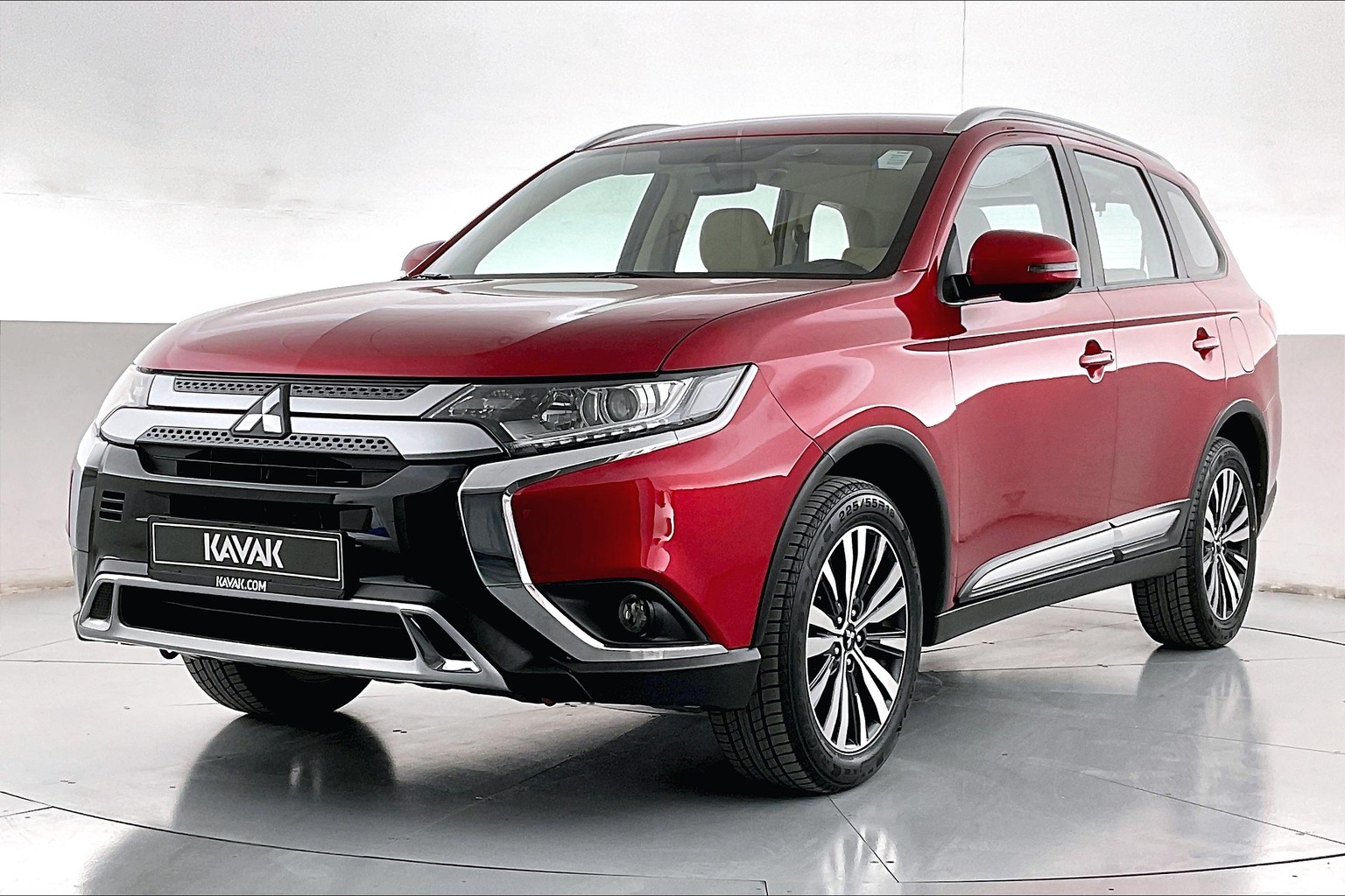Used Mitsubishi Outlander GLX BASIC Suv 2020 Cars for Sale | KAVAK UAE
