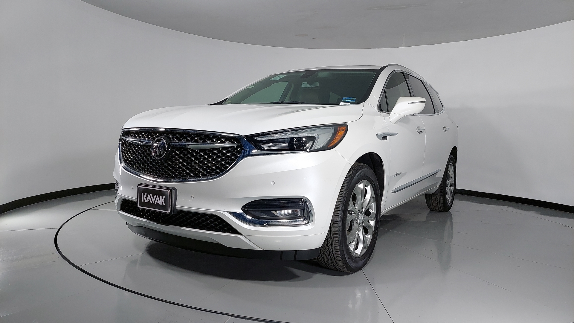 Autos Buick Enclave 3.6 AVENIR P AUTO 4WD Suv 2021 usados | KAVAK México