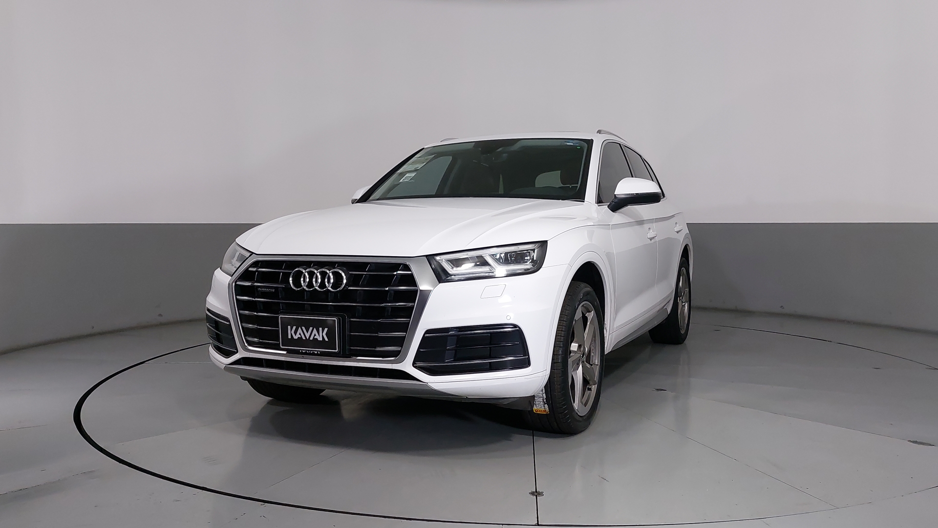 Autos Audi Q5 2.0 45 ELITE DCT 4WD Suv 2019 usados | KAVAK México