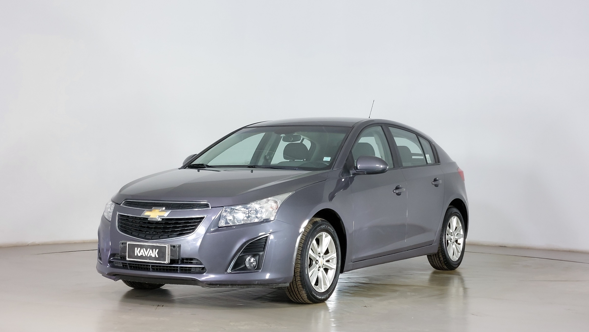 Autos Chevrolet Cruze 1.8 LS AT Hatchback 2014 usados | KAVAK Chile