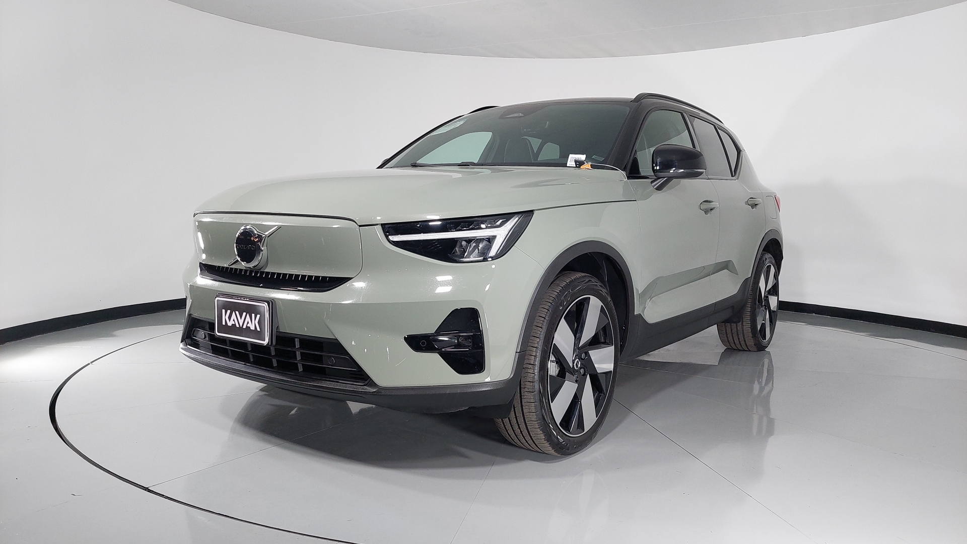 Autos Volvo Xc40 BEV 69KWH RECHARGE PLUS AUTO Suv 2024 usados | KAVAK ...