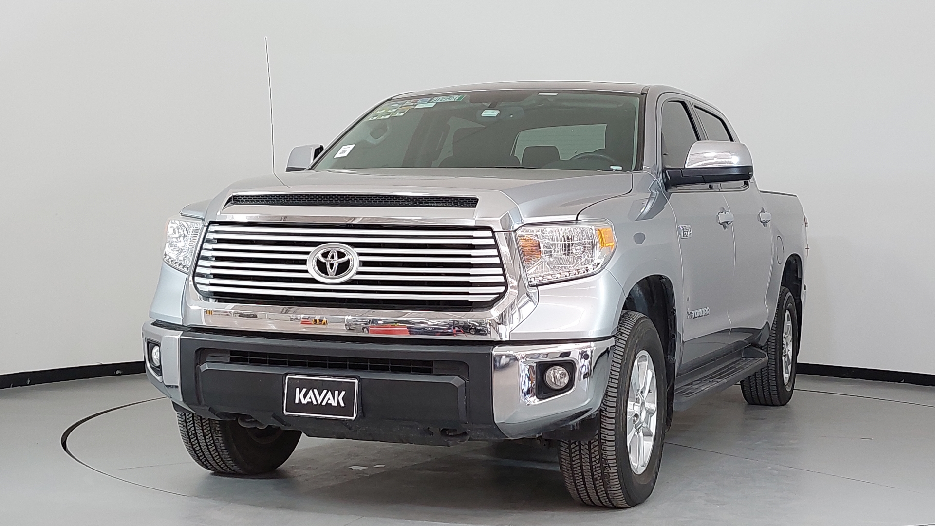 Autos Toyota Tundra 5.7 V8 CREW MAX LIMITED 4X4 AT Pickup 2016 usados ...
