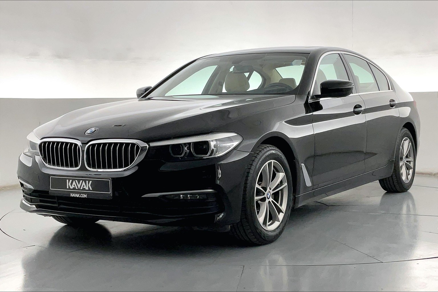 Used Bmw 520i EXECUTIVE Sedan 2020 Cars for Sale | KAVAK UAE