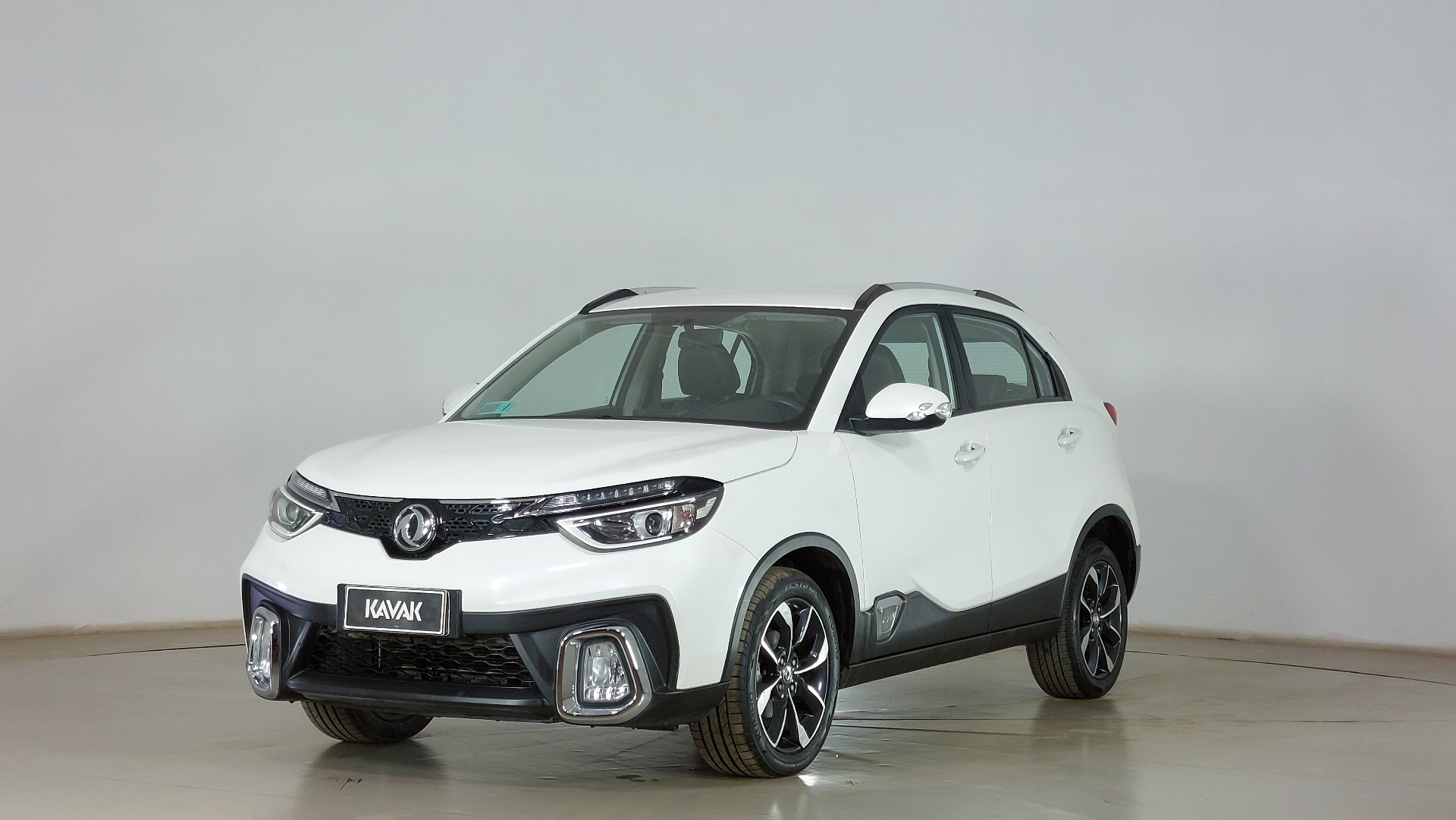 Autos Dfsk Ax4 1.6 LUXURY DCT Suv 2020 usados | KAVAK Chile