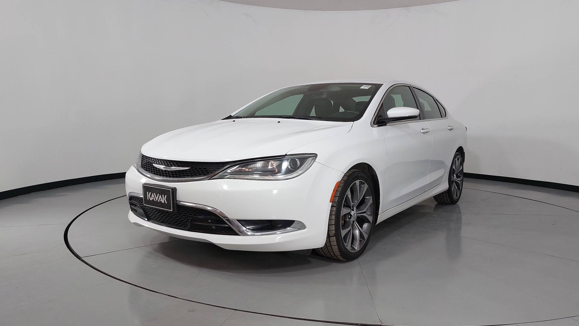 Autos Chrysler 200 2.4 C Sedan 2016 usados | KAVAK México