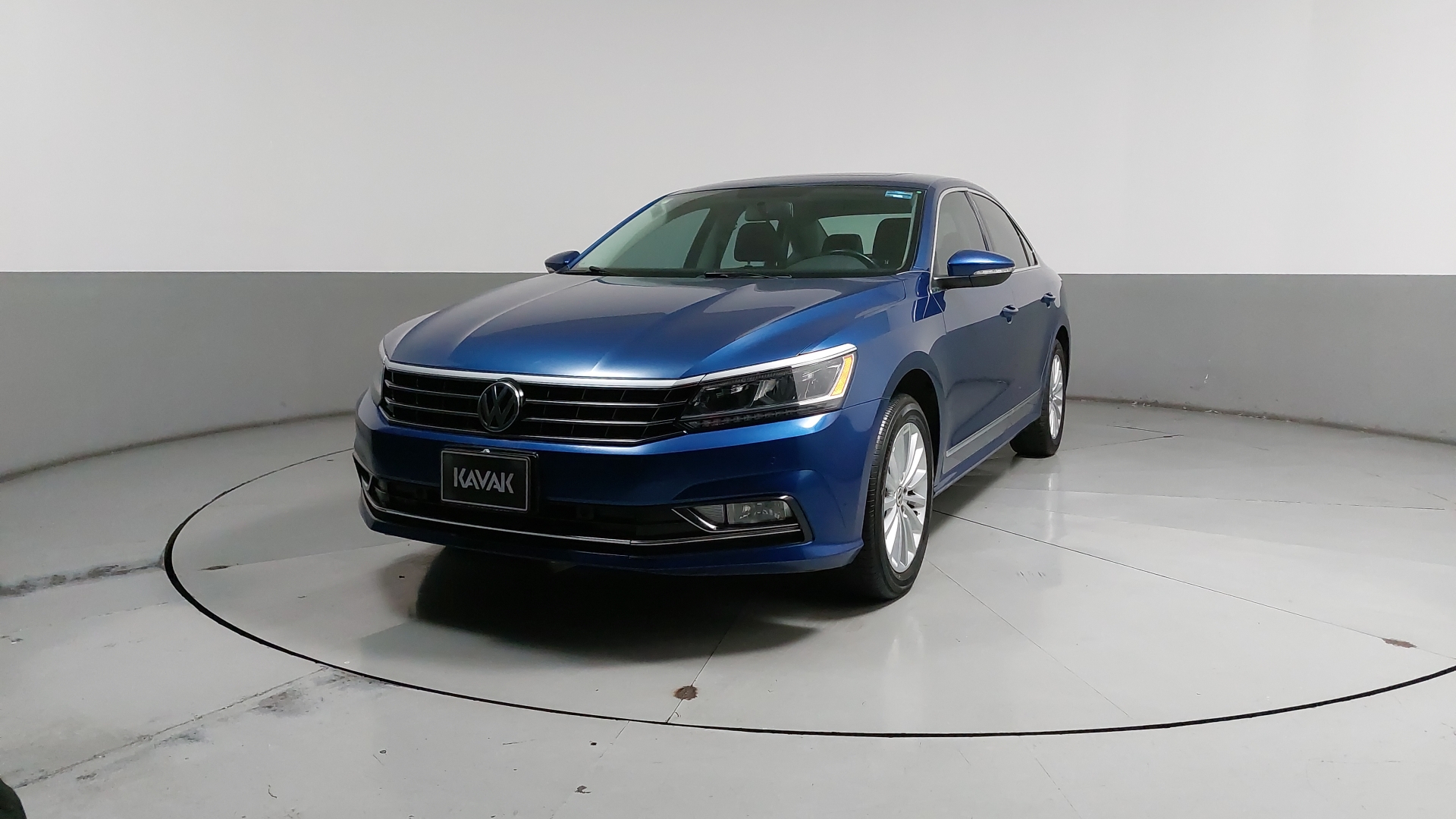 Autos Volkswagen Passat 2.5 HIGHLINE Sedan 2016 usados | KAVAK México