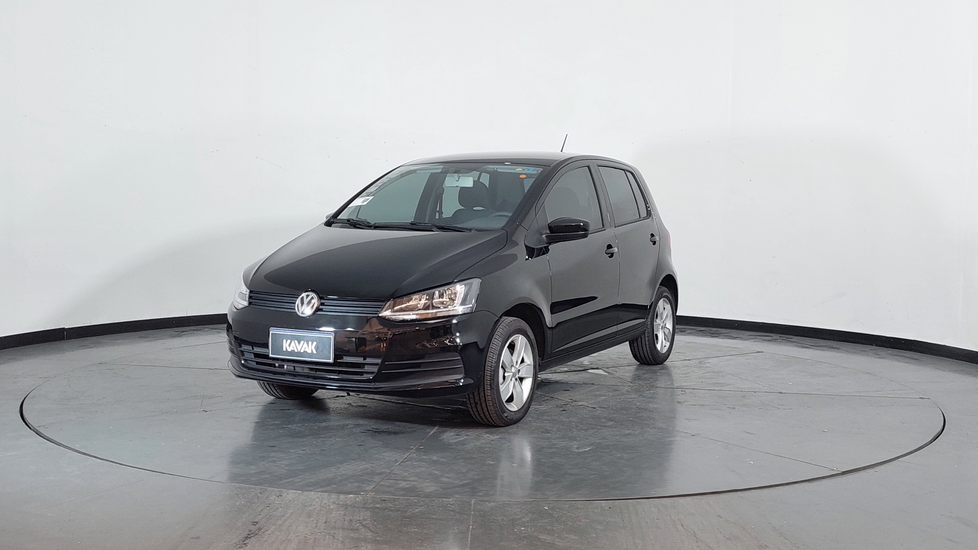 Autos Volkswagen Fox 1.6 COMFORTLINE MT Hatchback 2017 usados | KAVAK ...