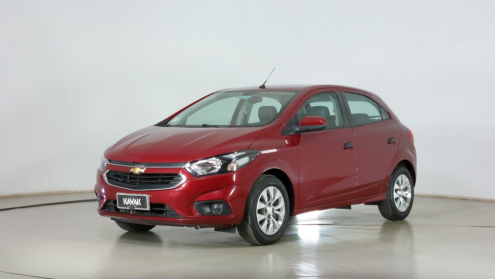 Autos Chevrolet Onix 1.4 LT MT Hatchback 2020 usados | KAVAK Chile