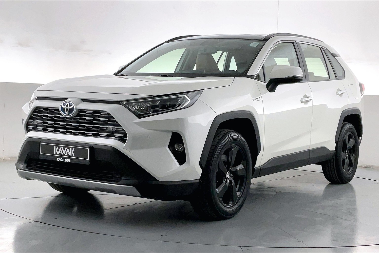 Used Toyota Rav4 VXR HEV Suv 2021 Cars for Sale | KAVAK UAE