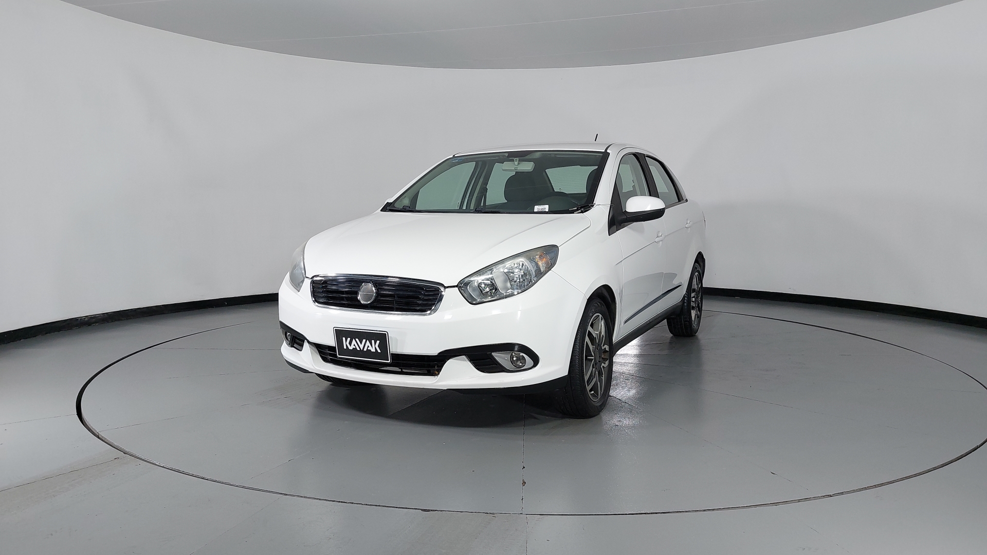 Autos Dodge Vision 1.6 DUALOGIC Sedan 2017 usados | KAVAK México