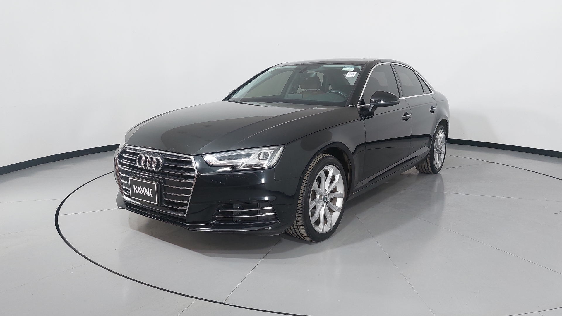 Autos Audi A4 2.0 SELECT DCT Sedan 2018 usados | KAVAK México