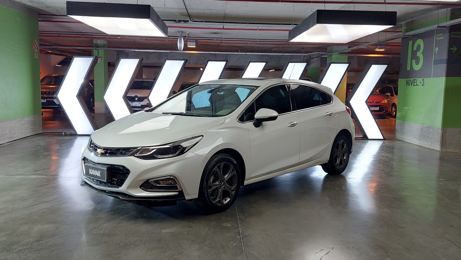 Autos Chevrolet Cruze Ii 1.4 T LTZ MT Hatchback 2018 usados | KAVAK ...