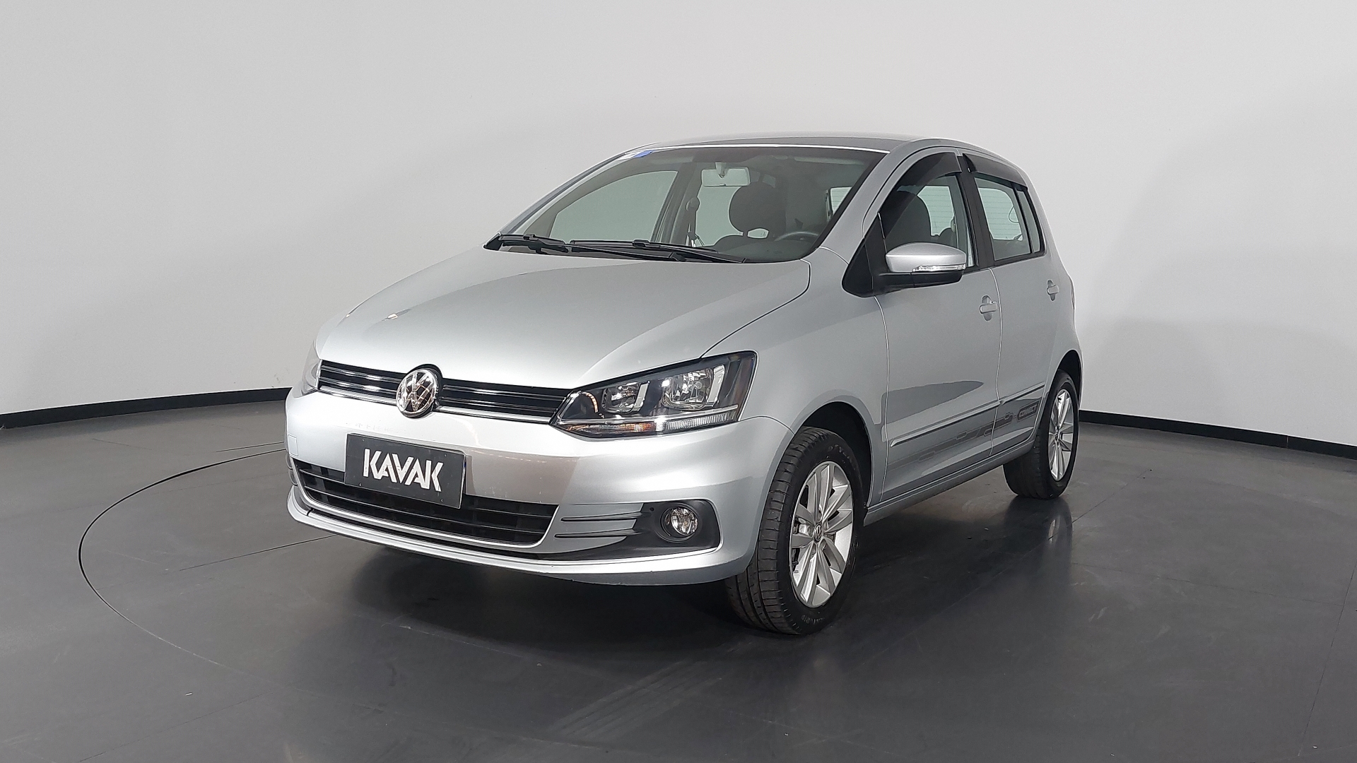 Carros Volkswagen Fox MSI TOTAL CONNECT Hatchback 2020 usados | KAVAK ...