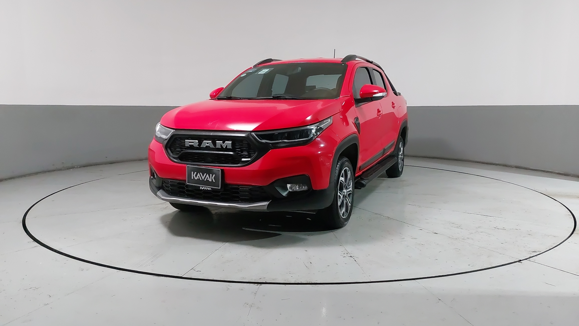 Autos Ram 700 1.3 LARAMIE CREW CAB Pickup 2021 usados | KAVAK México