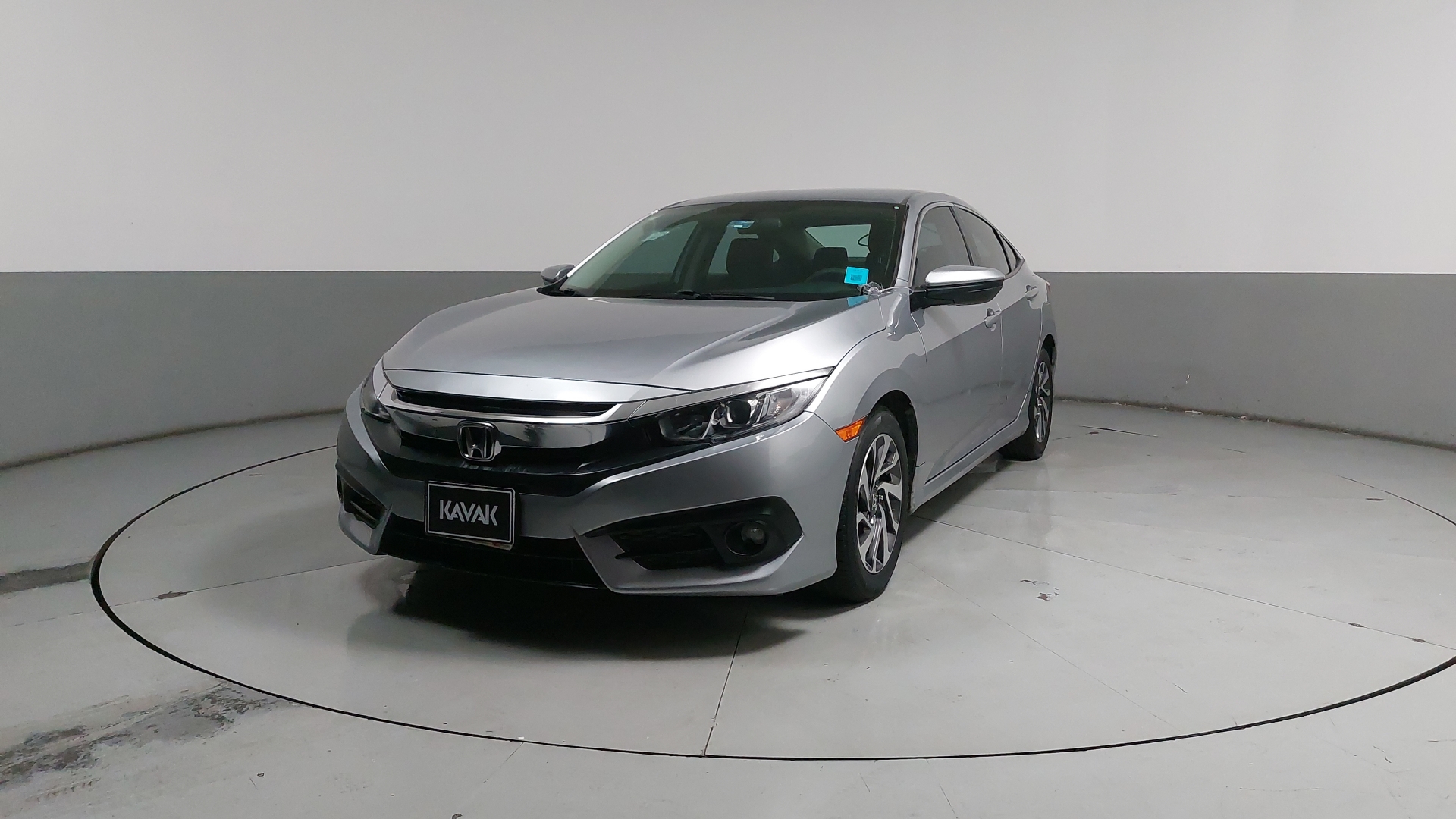 Autos Honda Civic 2.0 ISTYLE CVT Sedan 2018 usados | KAVAK México