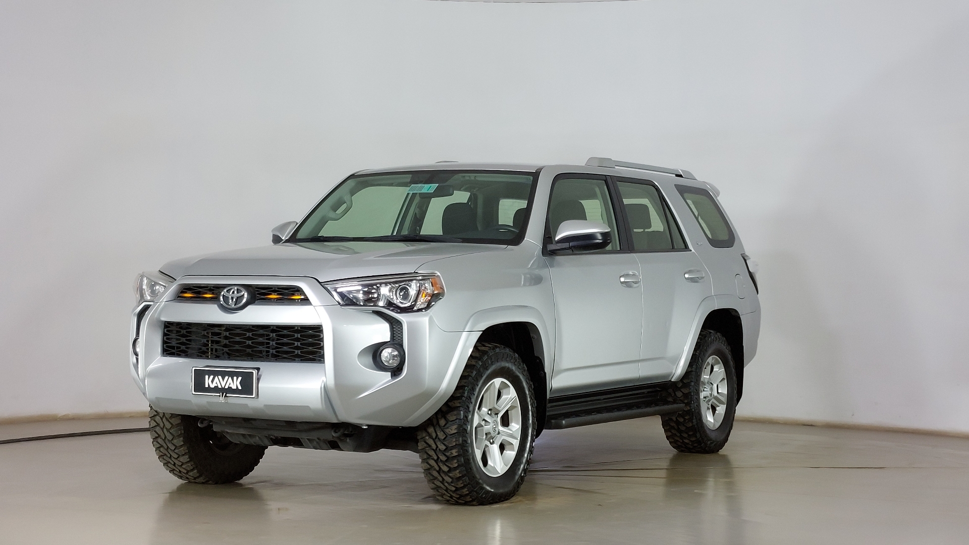 Autos Toyota 4runner 4.0 SR5 AT 4X4 Suv 2017 usados | KAVAK Chile