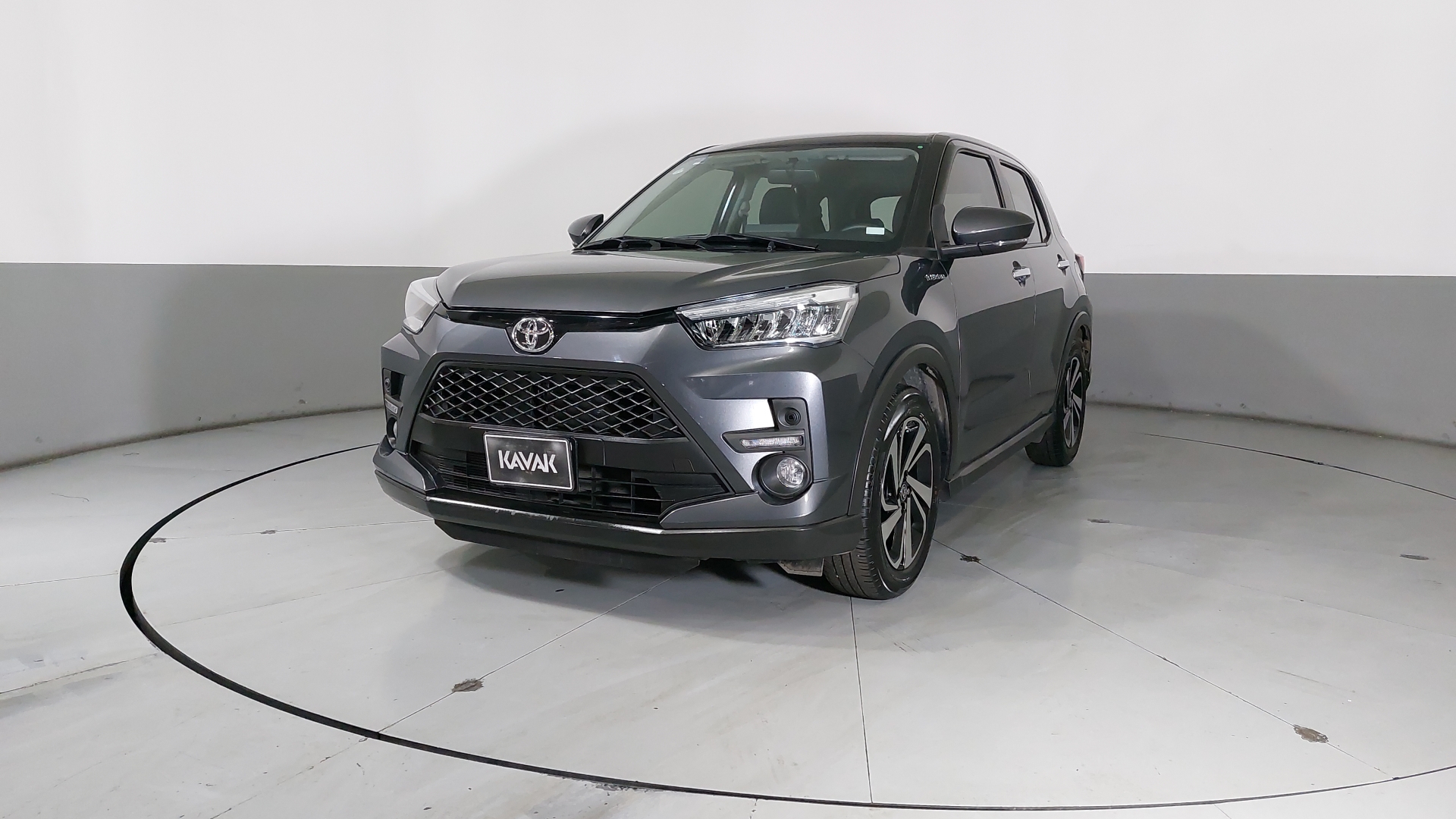 Autos Toyota Raize 1.0 XLE CVT Suv 2023 usados | KAVAK México