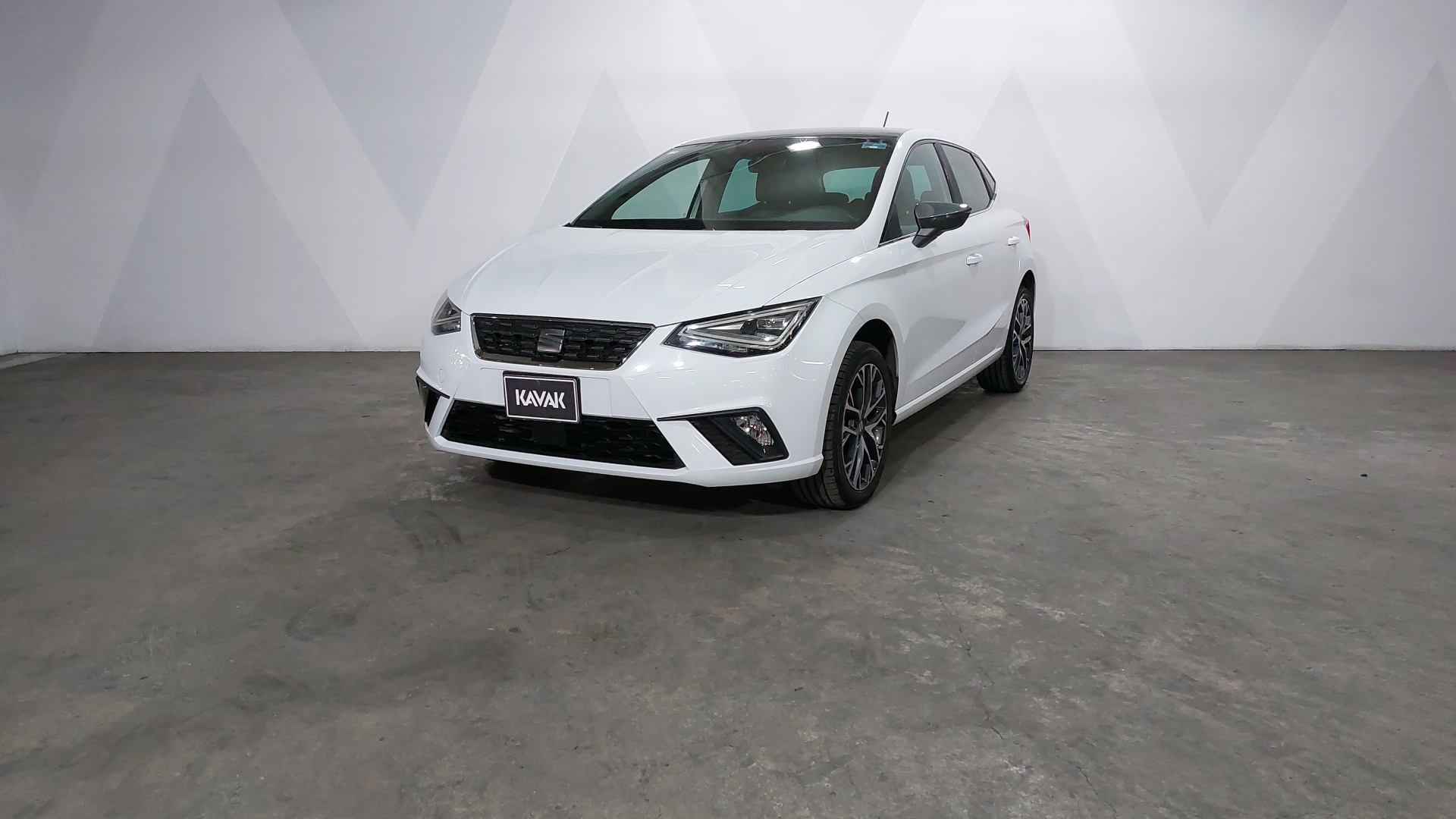 Autos Seat Ibiza 1.6 XCELLENCE Hatchback 2022 usados | KAVAK México