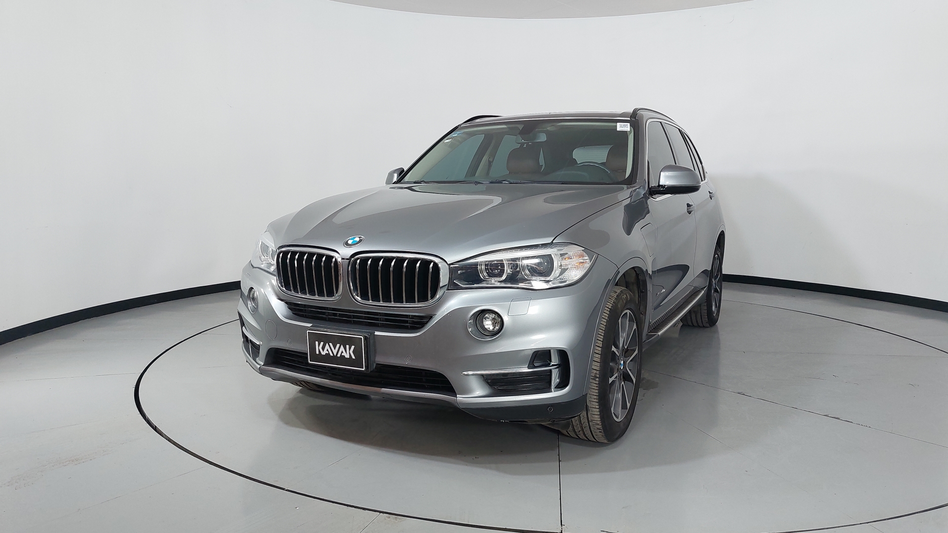 Autos Bmw X5 2.0 XDRIVE40E EXCELLENCE Suv 2017 usados | KAVAK México