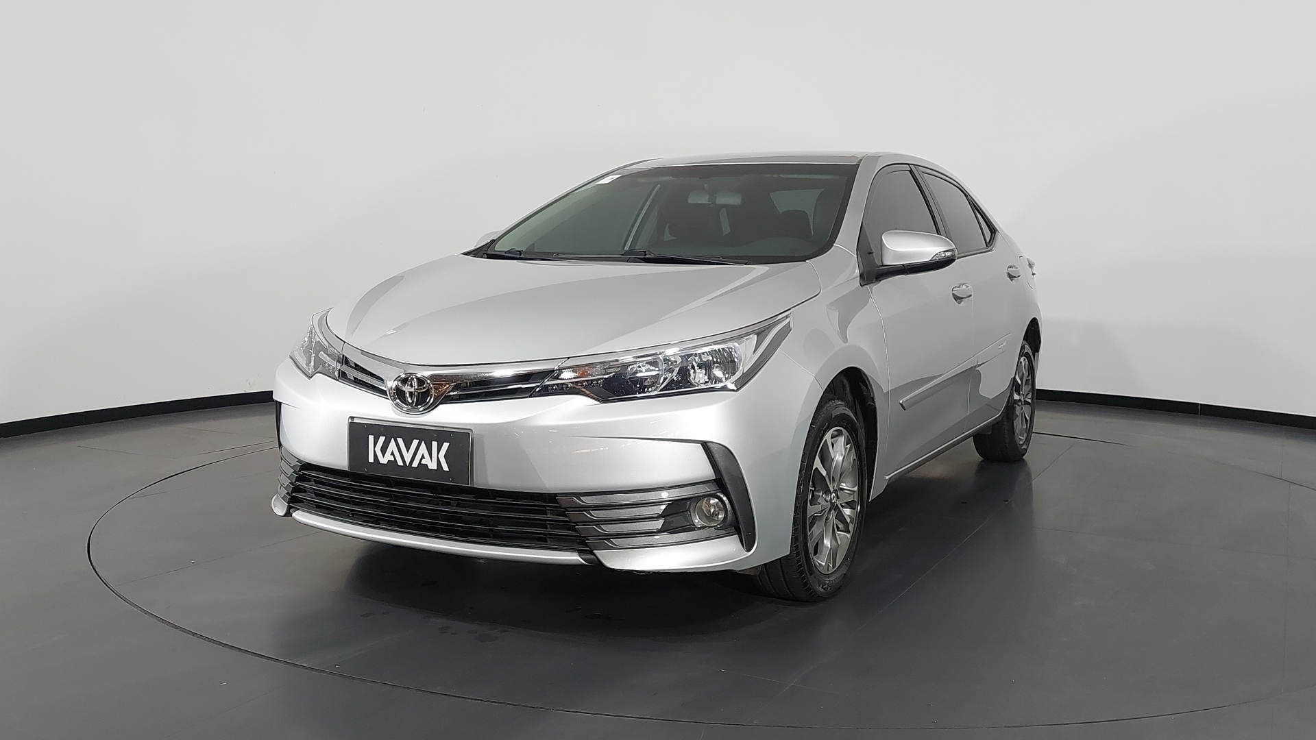Carros Toyota Corolla GLI UPPER Sedan 2018 usados | KAVAK Brasil