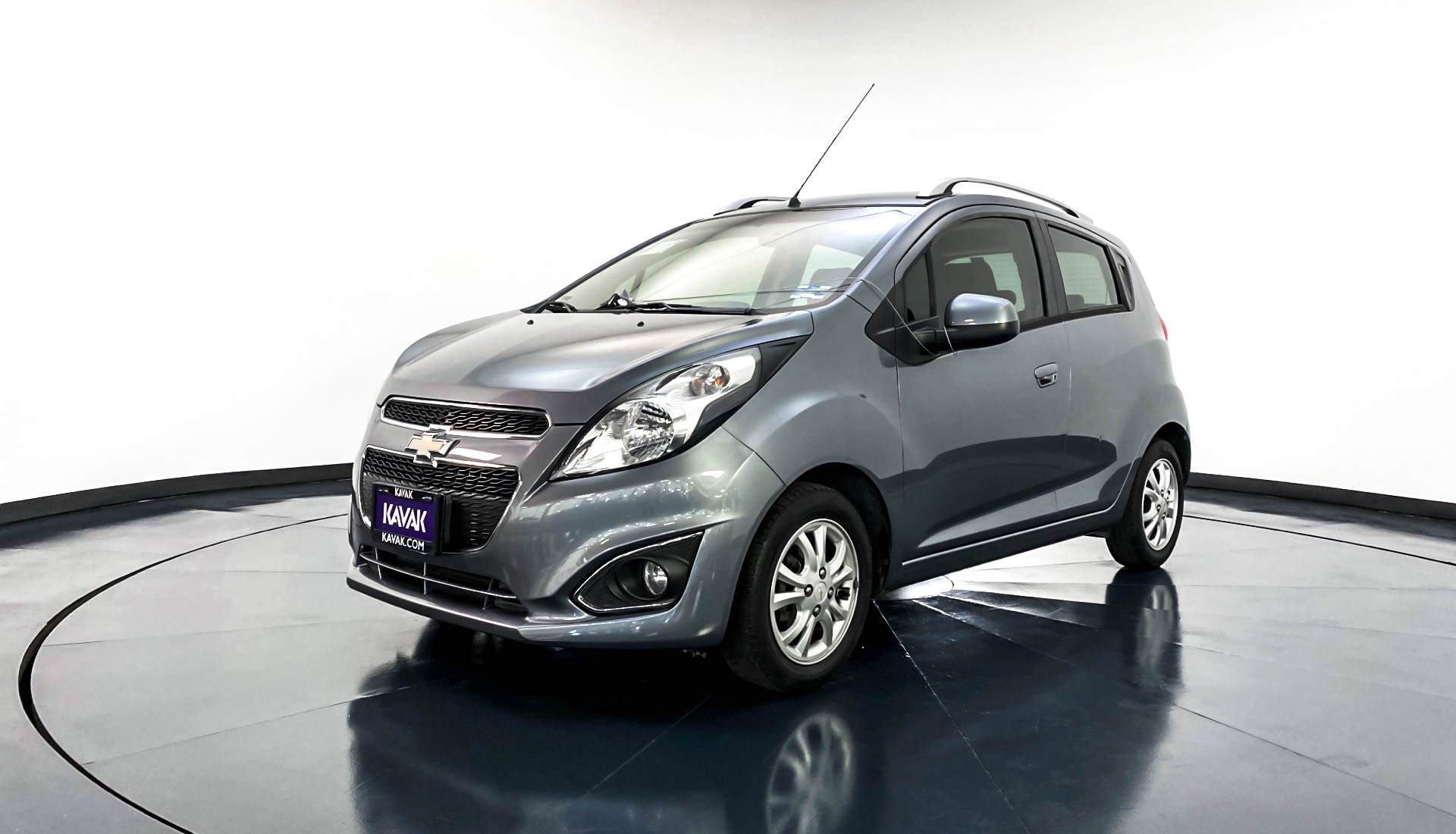Autos Chevrolet Spark Cargo 1.2 LTZ C MT Hatchback 2016 usados | KAVAK ...