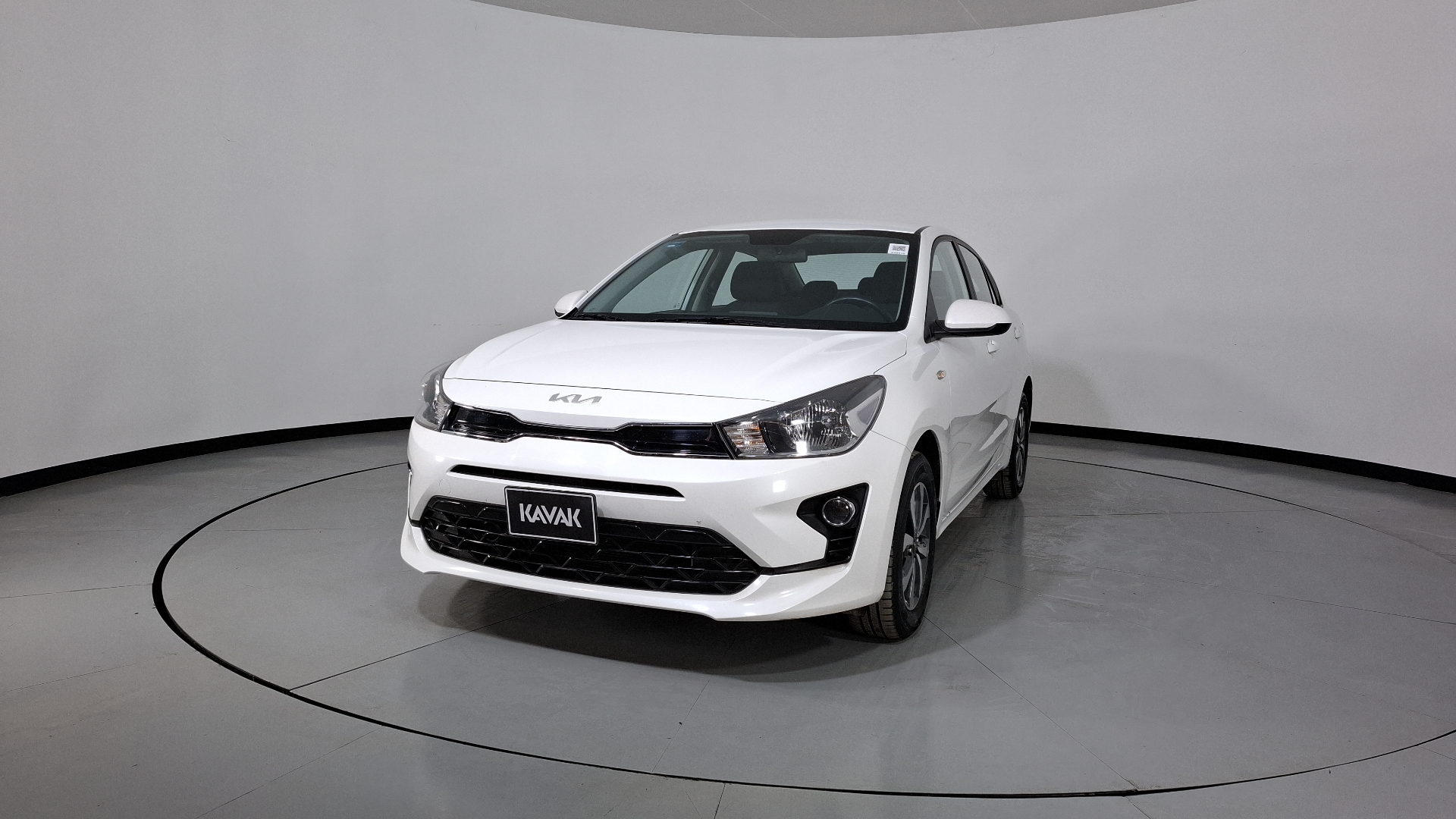 Autos Kia Rio 1.6 LX AUTO Sedan 2023 usados | KAVAK México