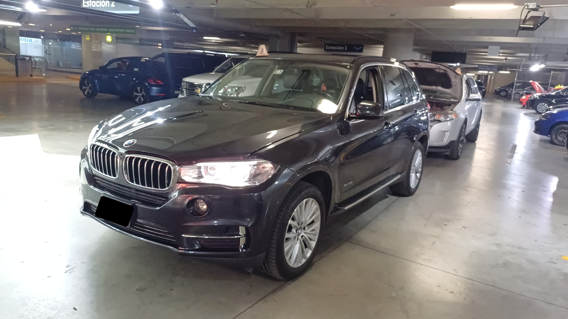 Autos Bmw X5 3.0 XDRIVE 35IA EXCELLENCE AT 4WD Suv 2016 usados | KAVAK México
