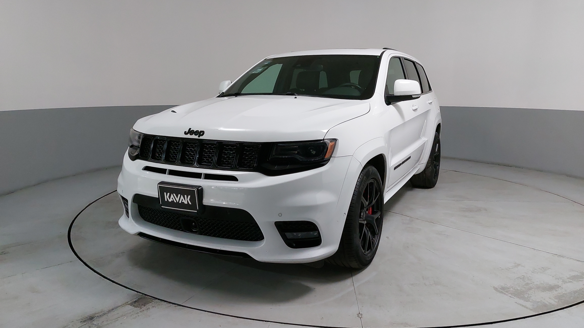 Autos Jeep Grand Cherokee 6.4 SRT8 AUTO 4WD Suv 2019 usados | KAVAK México
