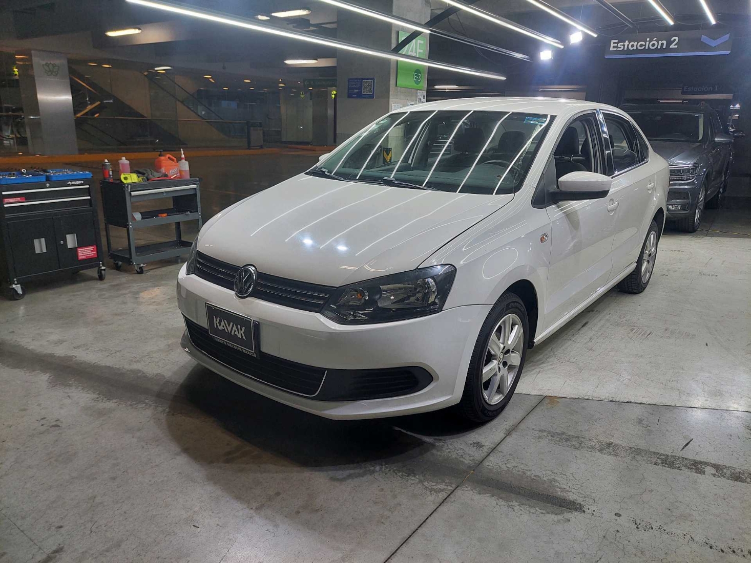 Autos Volkswagen Vento 1.6 ACTIVE TIPTRONIC Sedan 2015 usados | KAVAK ...