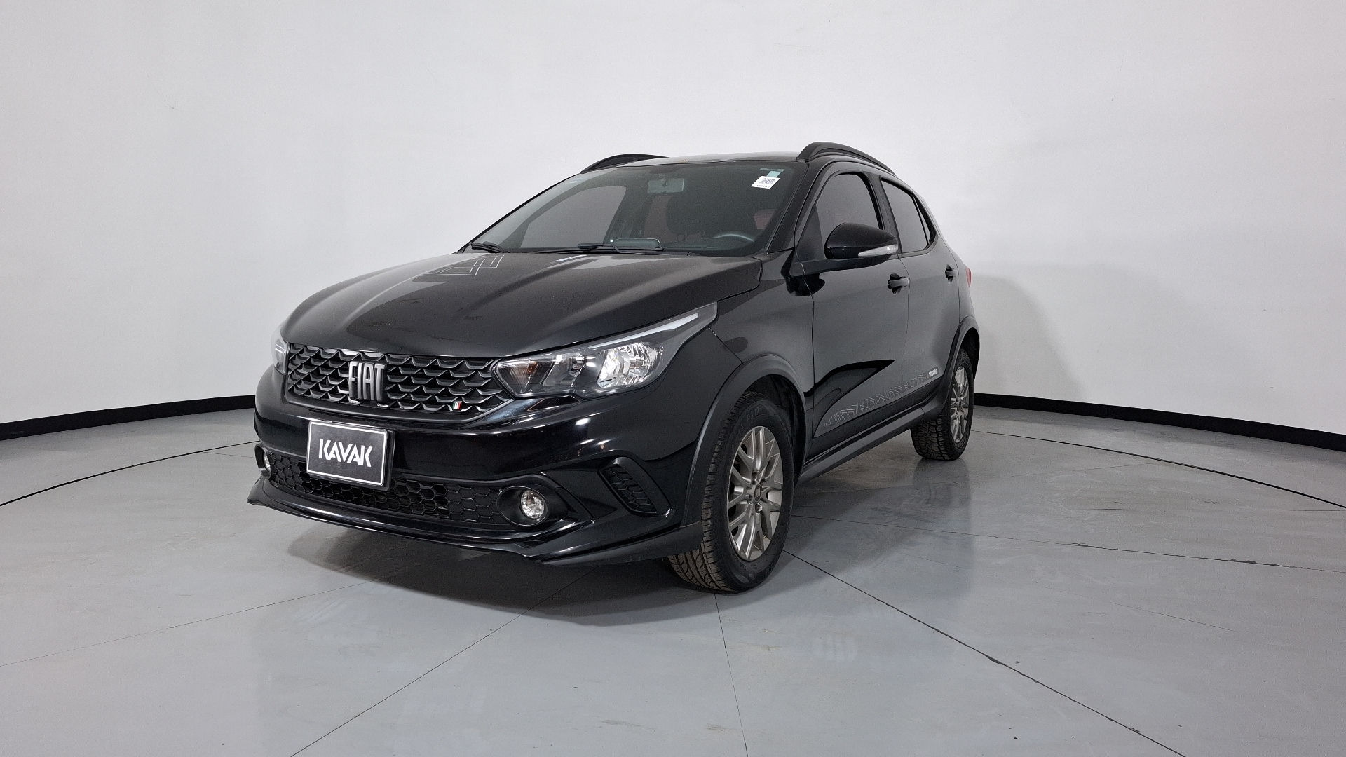 Autos Fiat Argo 1.8 TREKKING AUTO Hatchback 2022 usados | KAVAK México