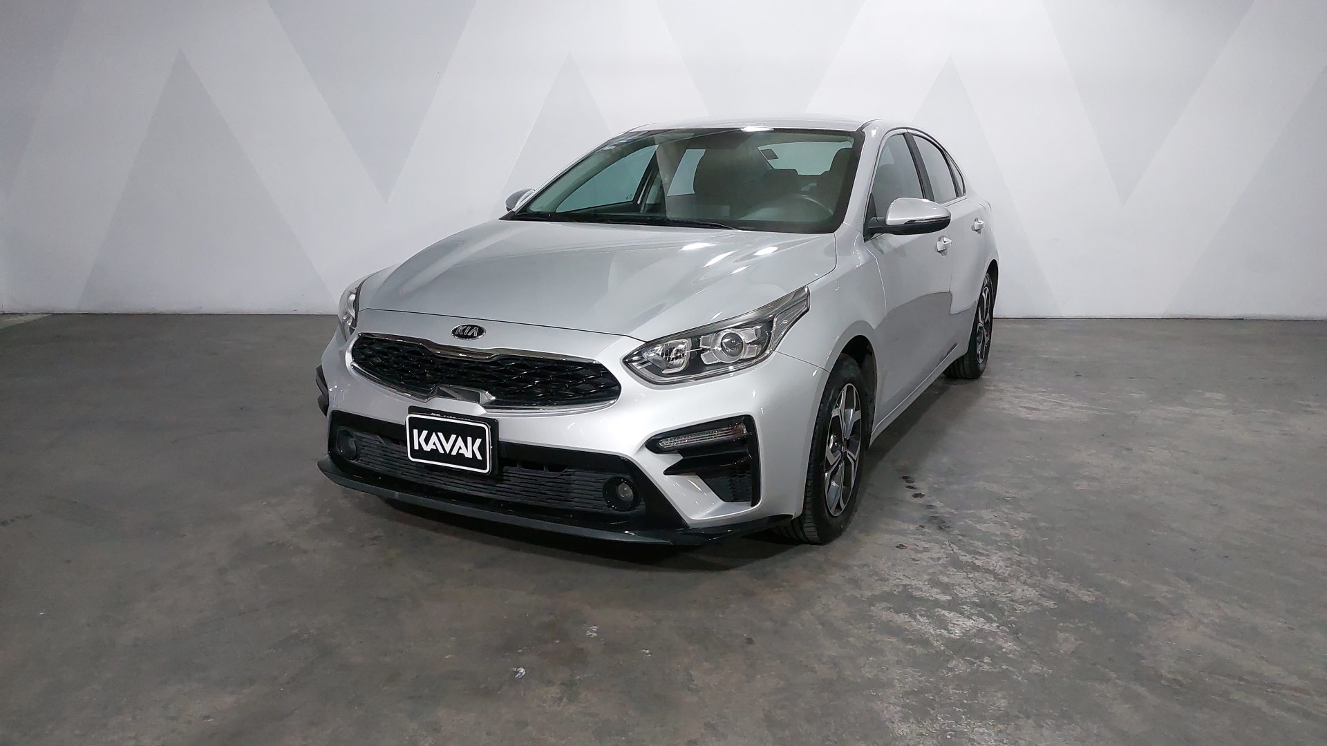 Autos Kia Forte 2.0 EX IVT Sedan 2021 usados | KAVAK México