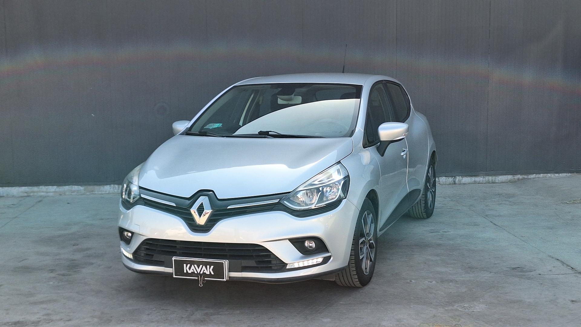 Autos Renault Clio 1.2 EXPRESSION Hatchback 2018 usados | KAVAK Chile