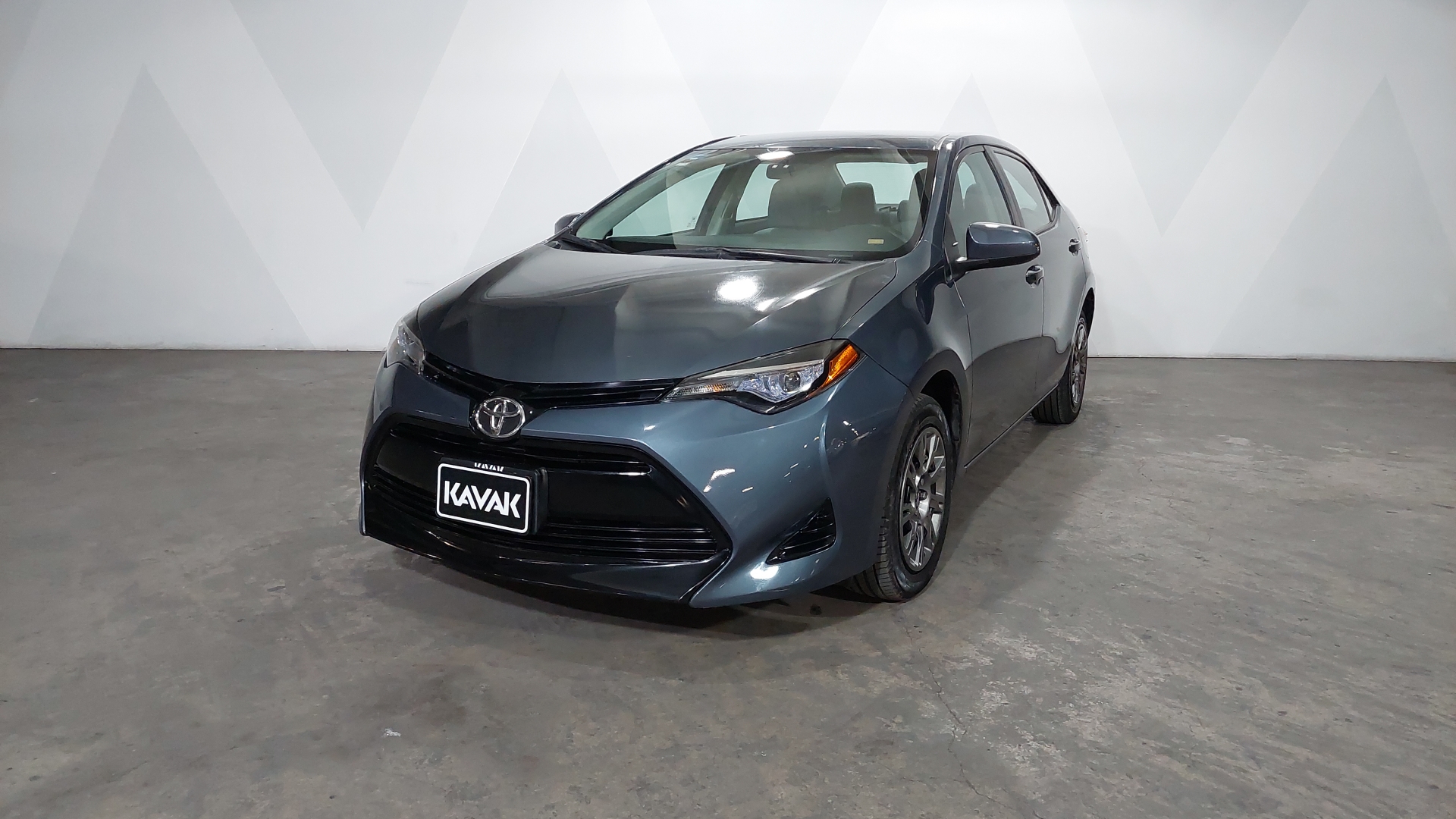 Autos Toyota Corolla 1.8 BASE CVT Sedan 2017 usados | KAVAK México